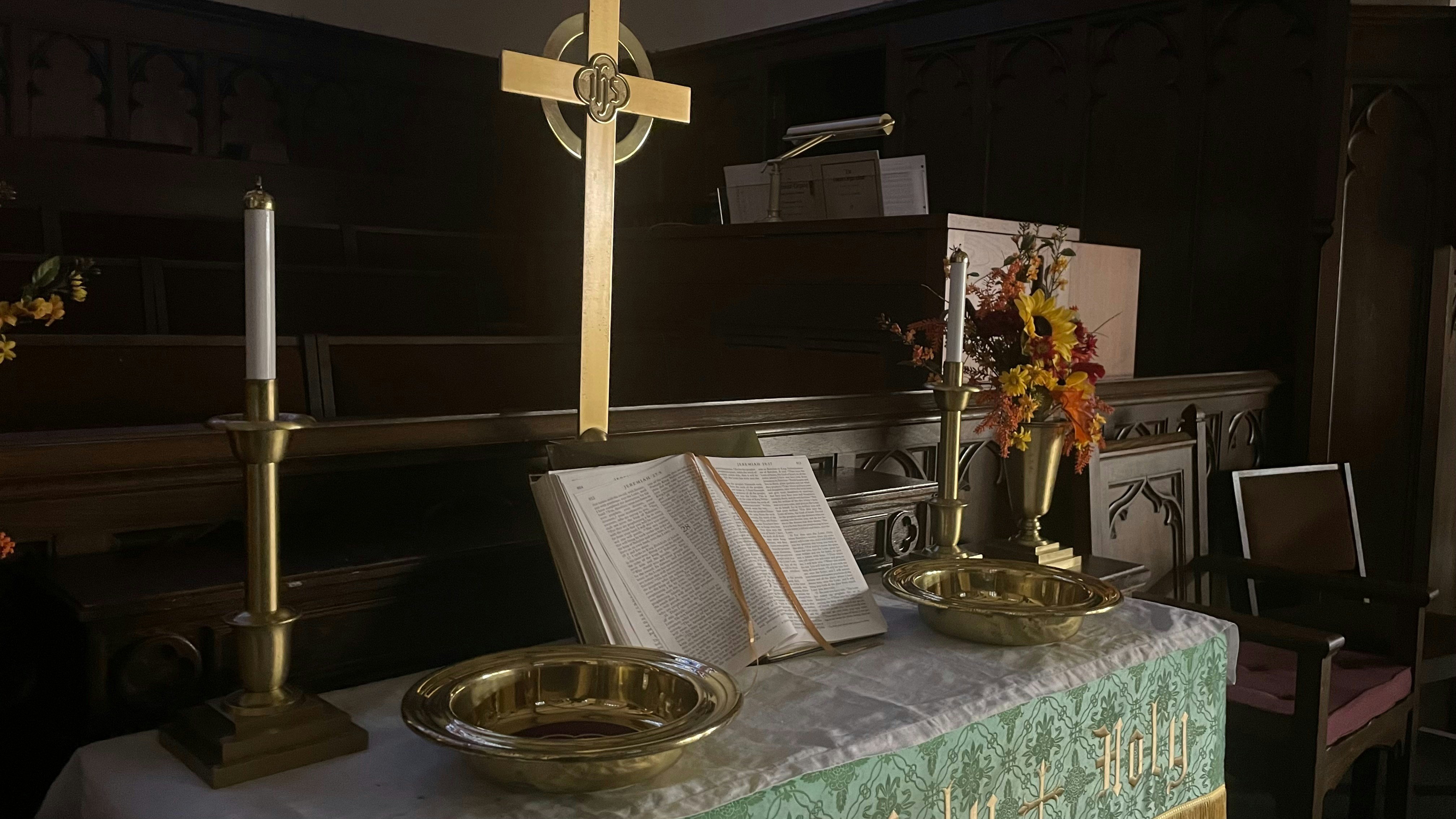Altar Reverence: Candlelit Aisle and Open Scripture