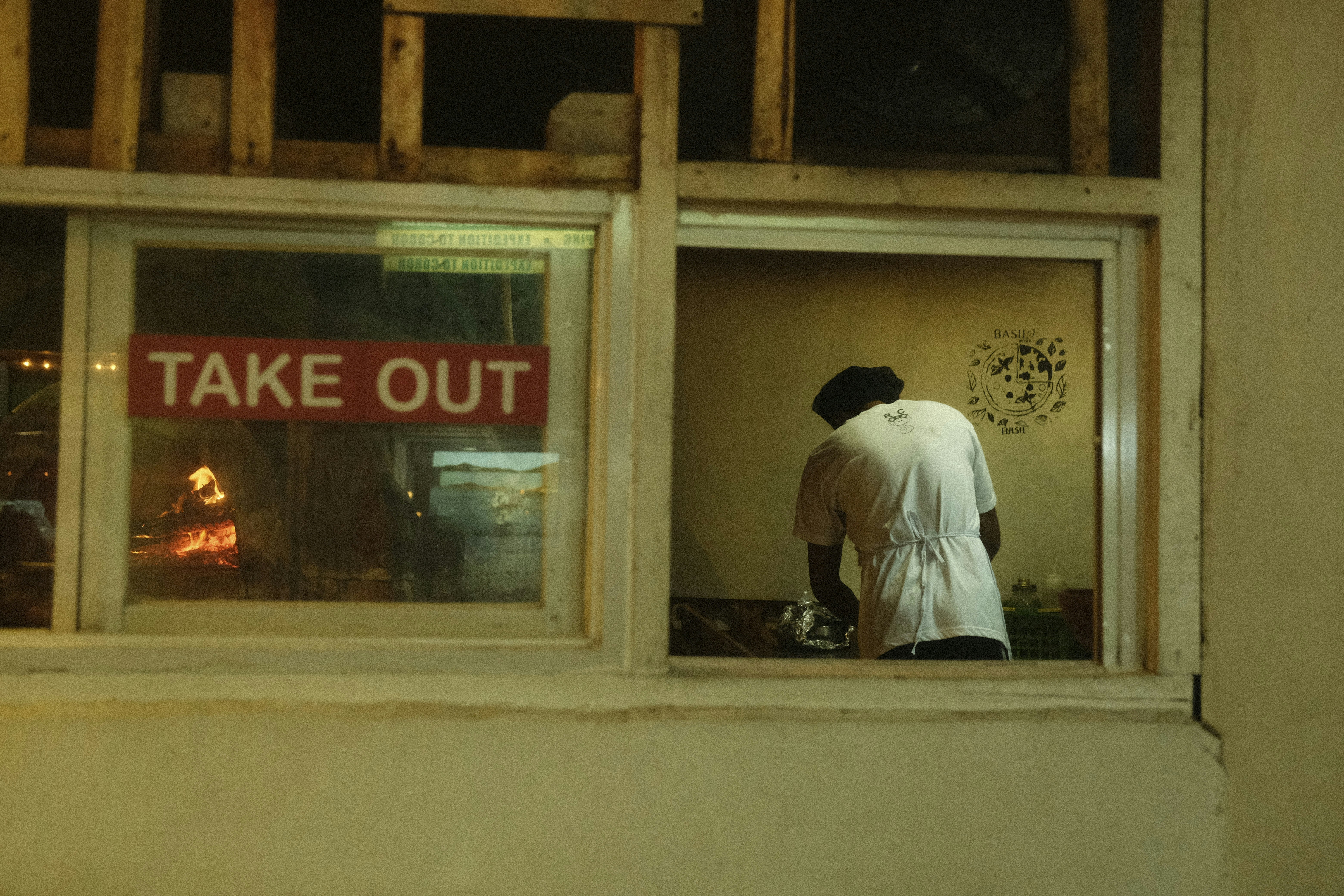 Glass Window Kitchen: A Quiet Takeout Moment
