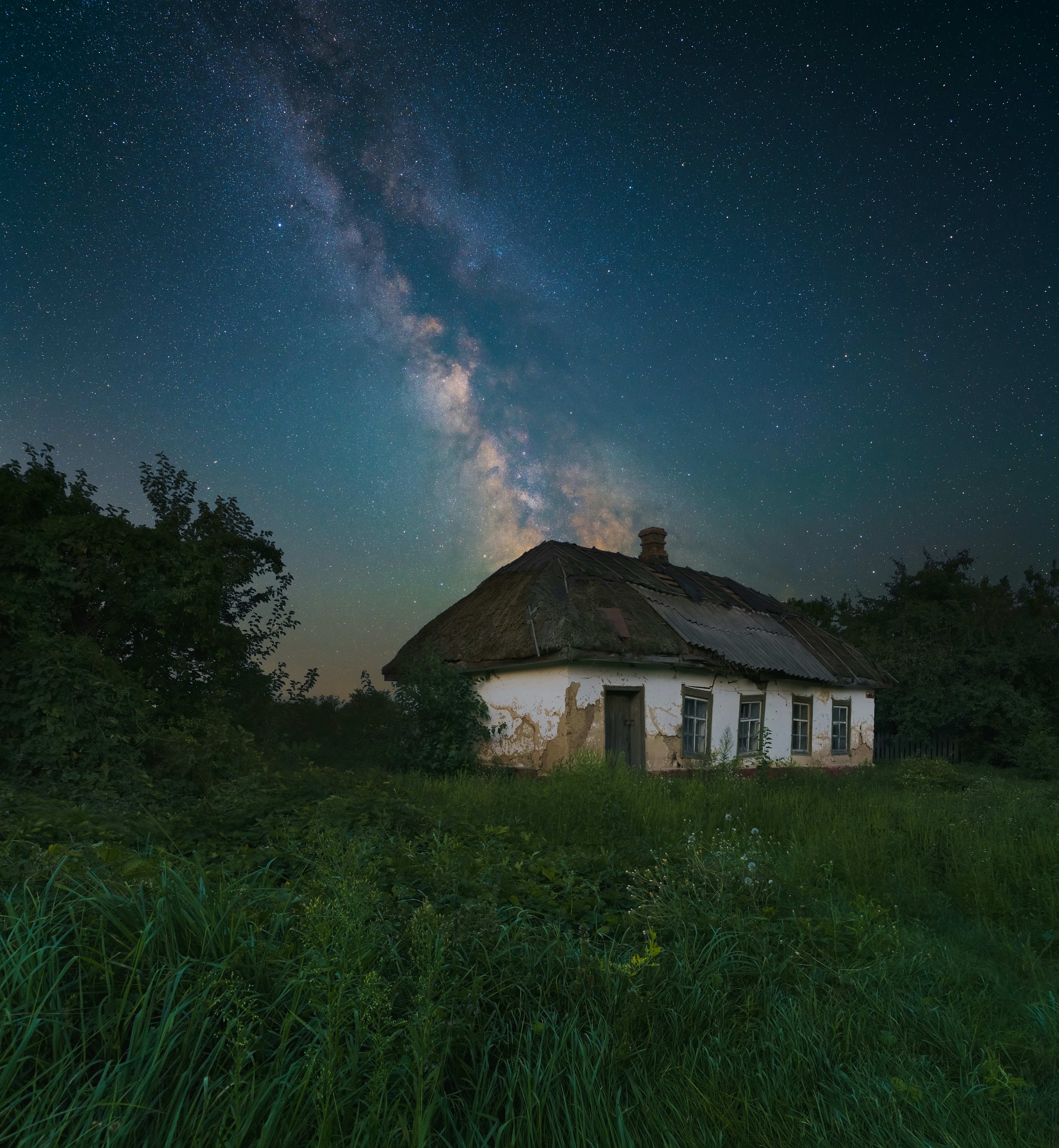Whispers of the Cosmos: A Forgotten Homestead