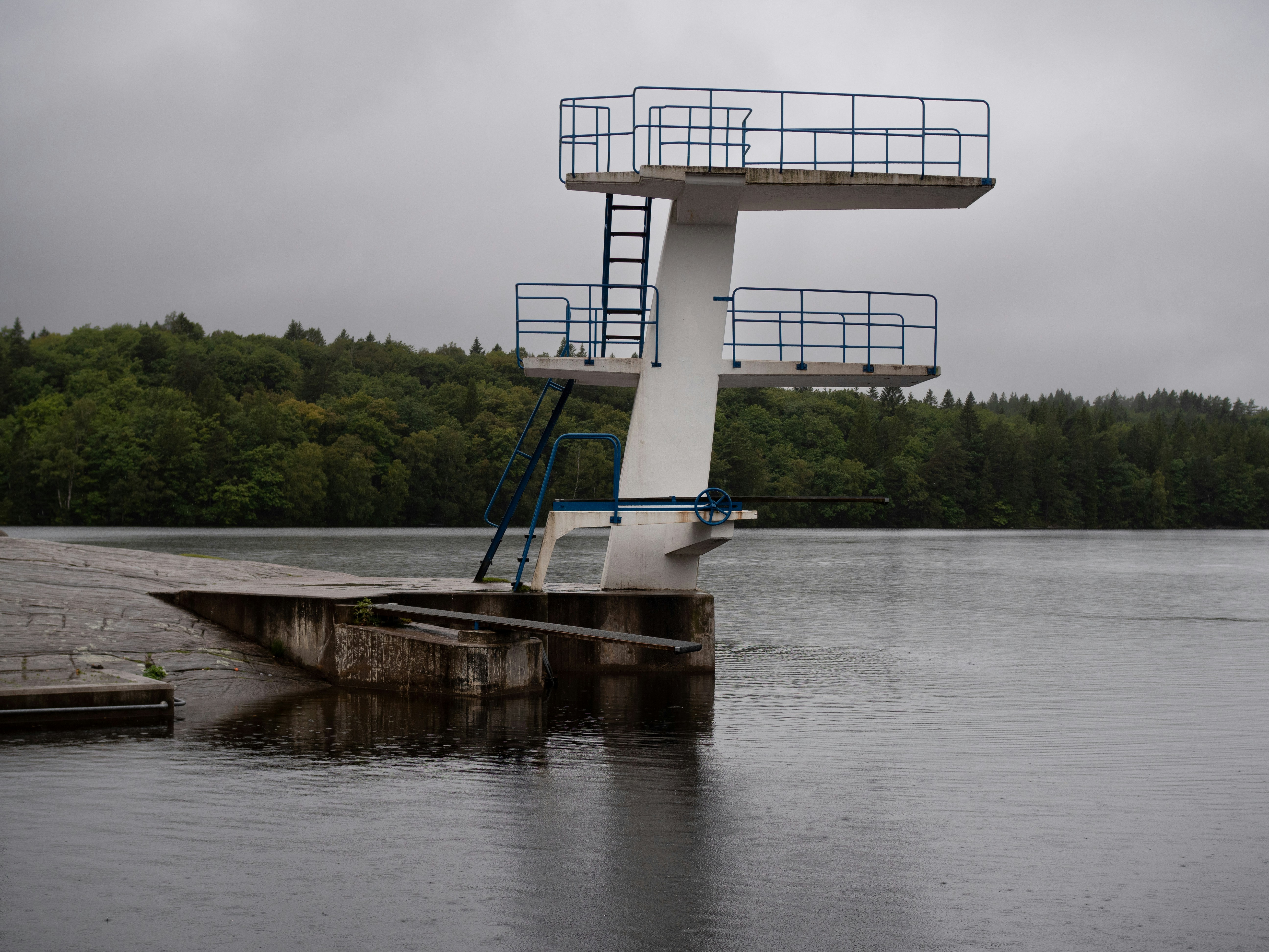 Diving Platform at Dusk: A Quiet Lake's Structural Sentinel