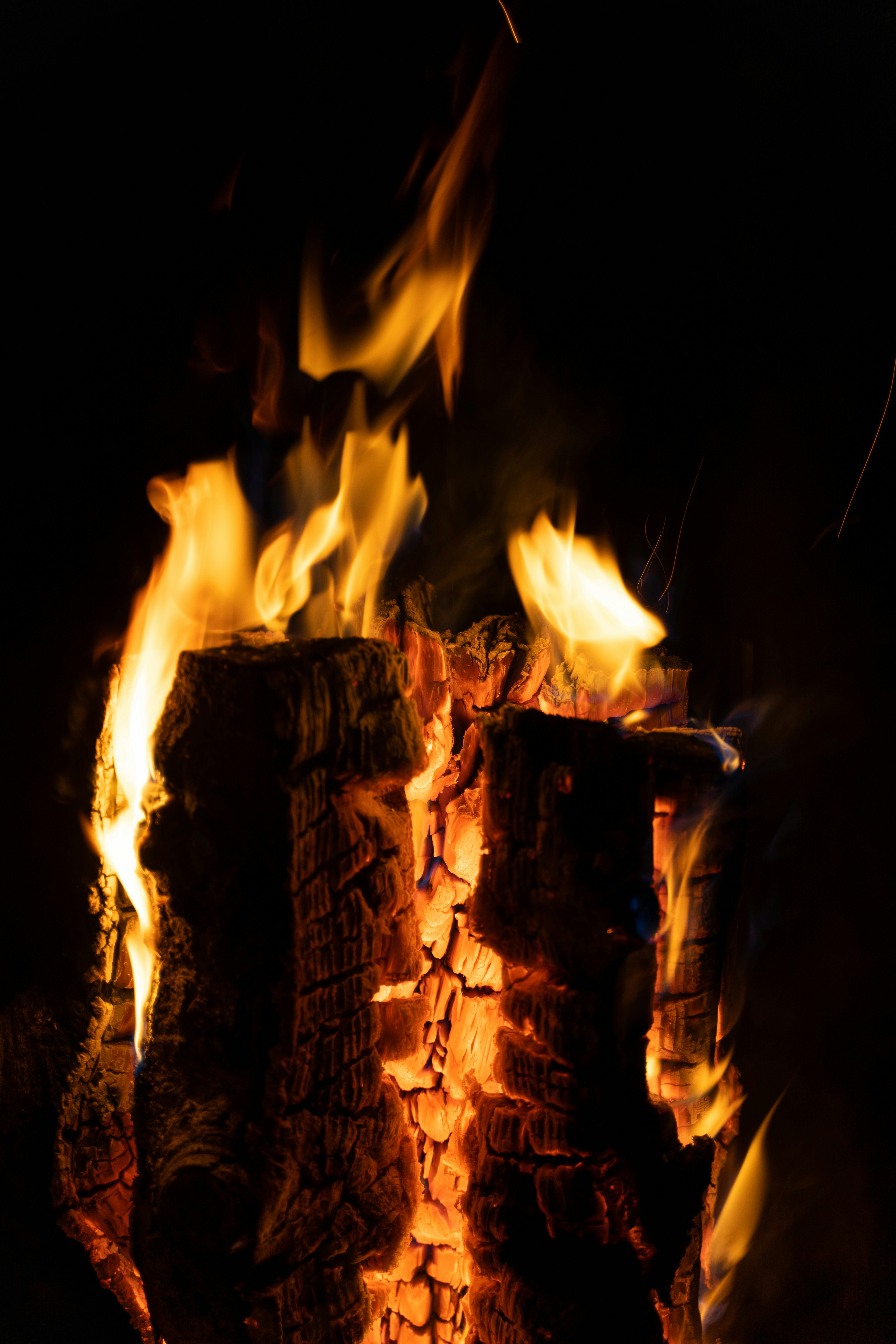 A close up of a fire burning in a fireplace photo – Free Dingolfing ...