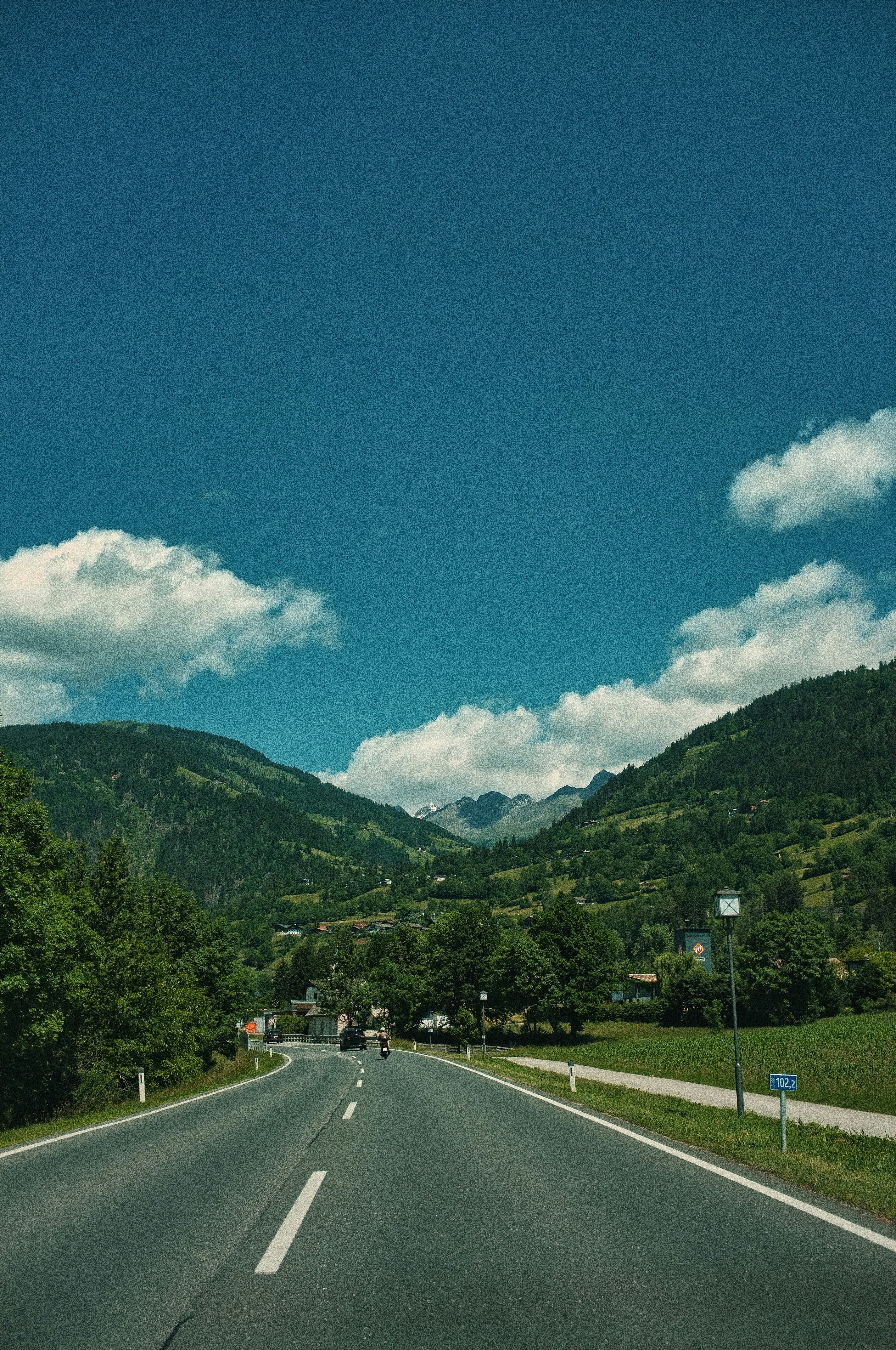 Photo by Dmitry Zmiy with Fujifilm X100