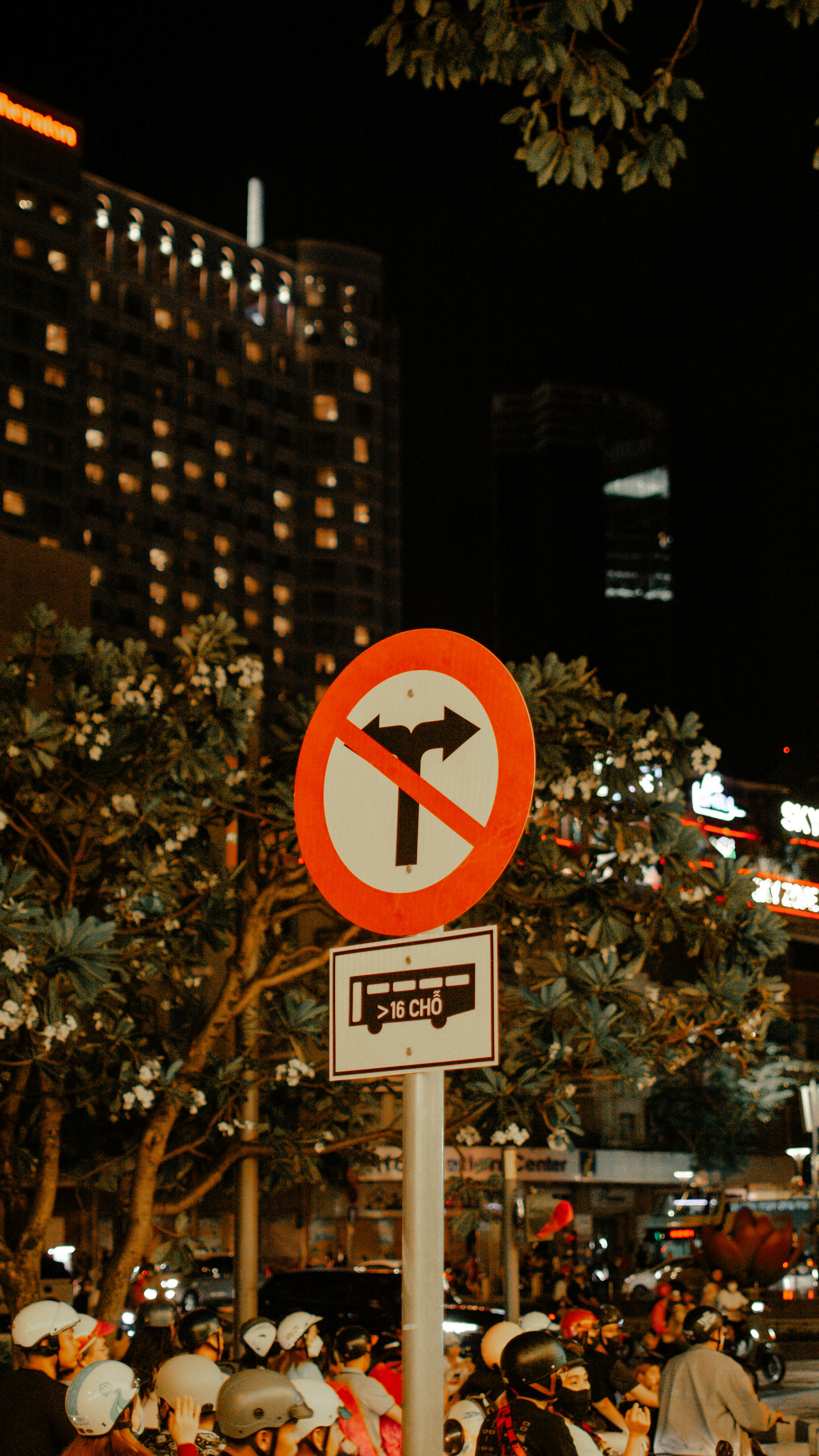 Photo by Howz Nguyen with Nikon D3200