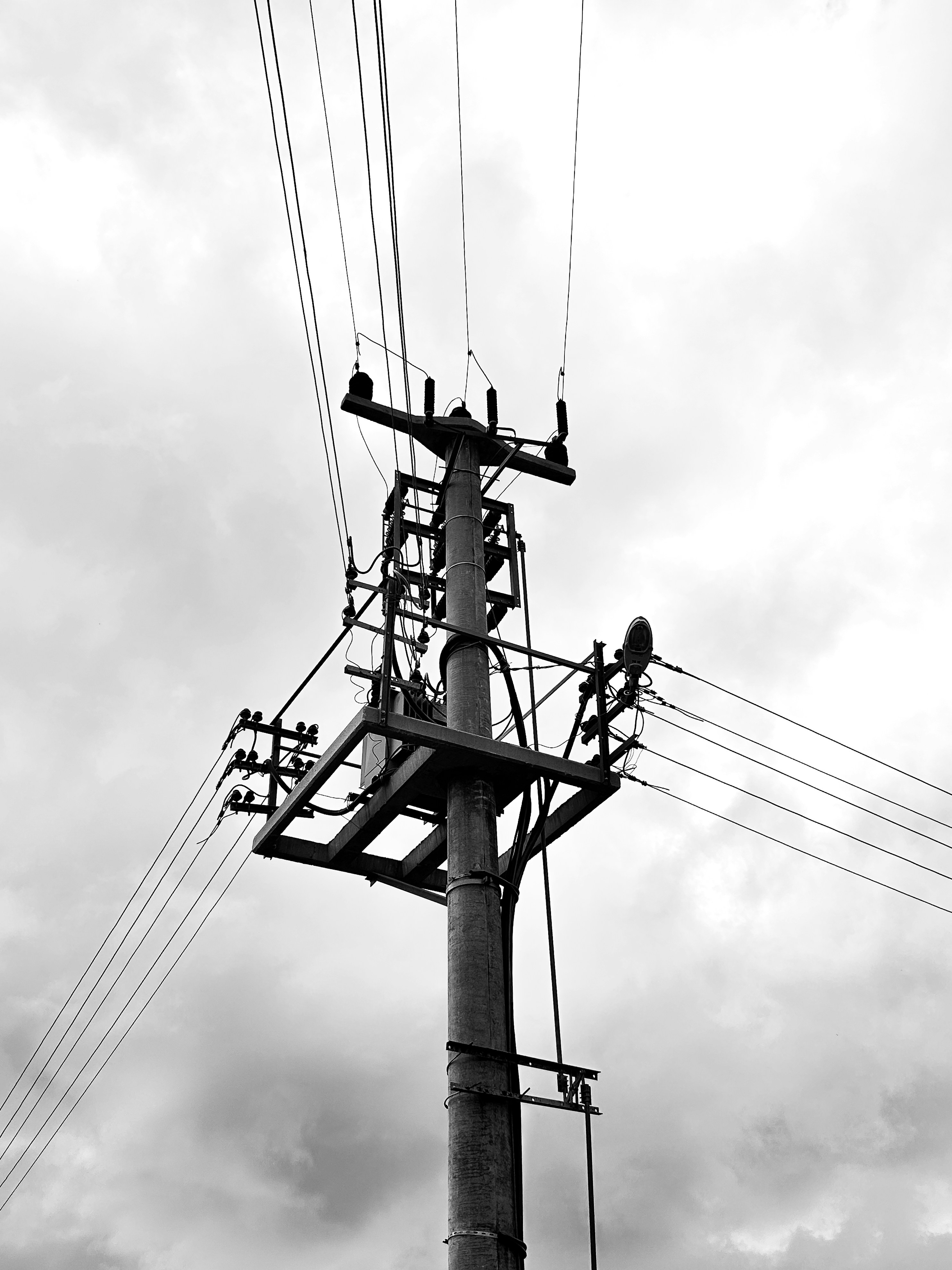 Photo by David Kuvaev with Apple iPhone 14 Plus