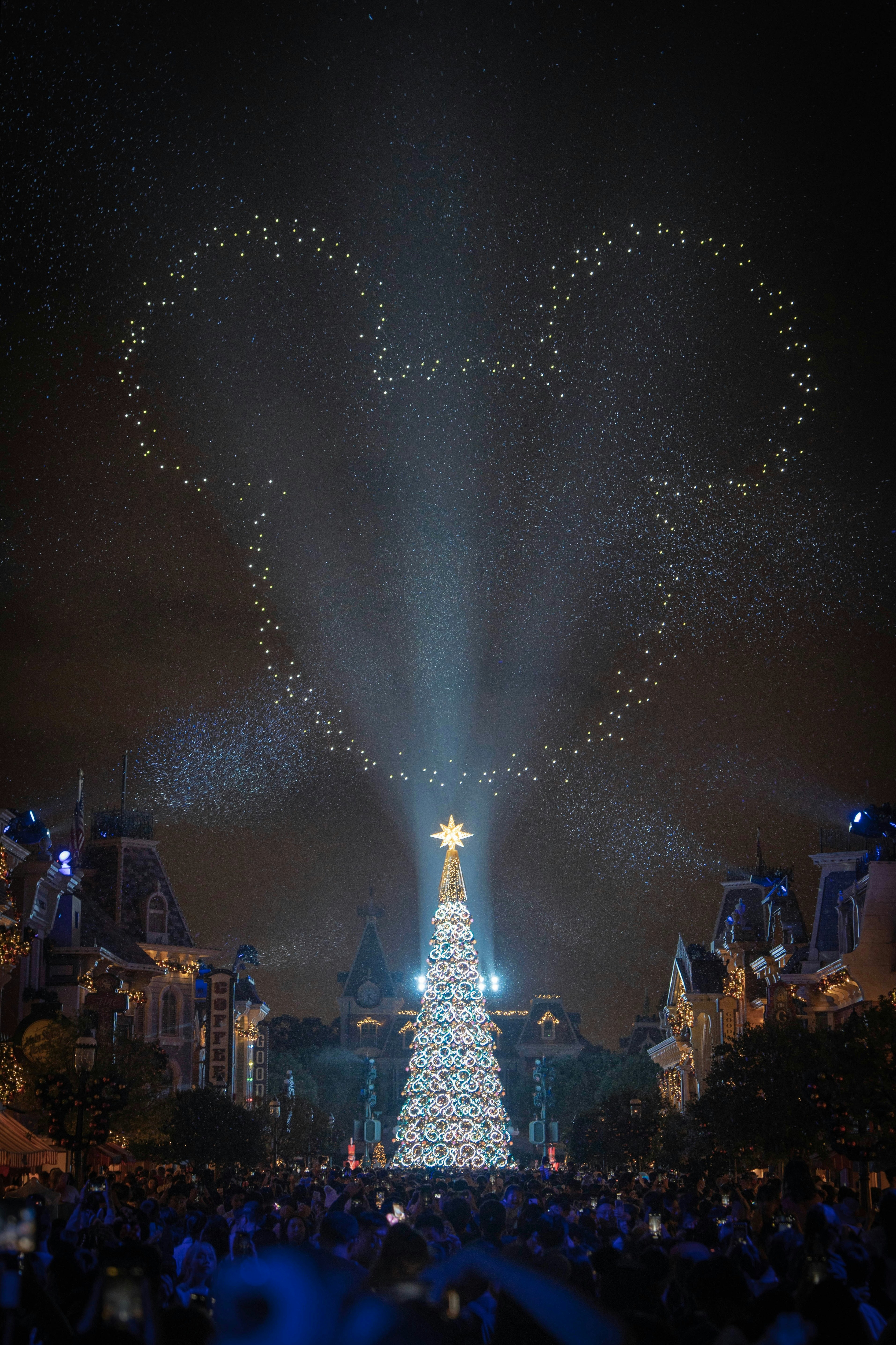 A Celestial Celebration: The Magic of Christmas Lights