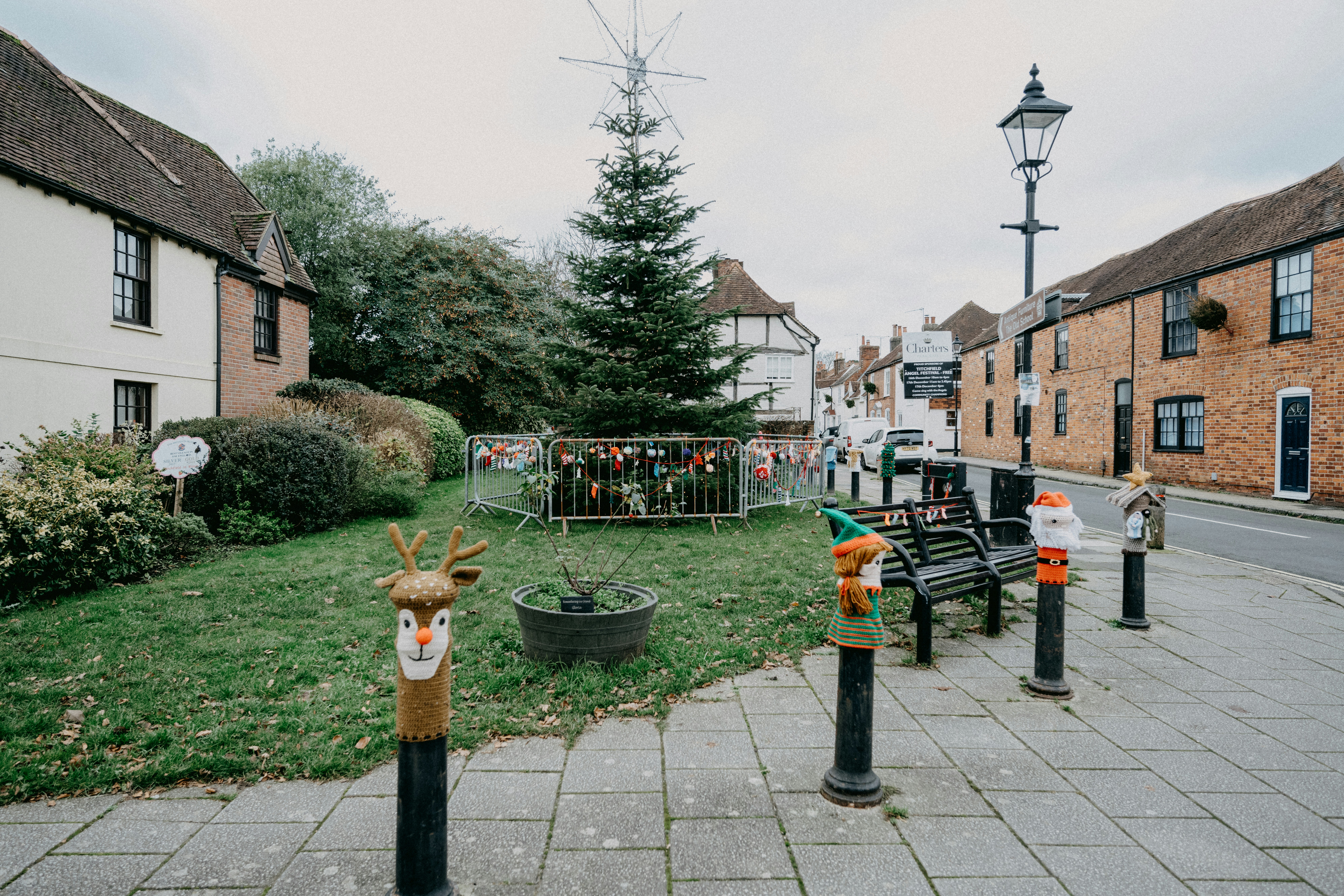 A couple of fake deer heads sitting on the side of a road photo – Free ...