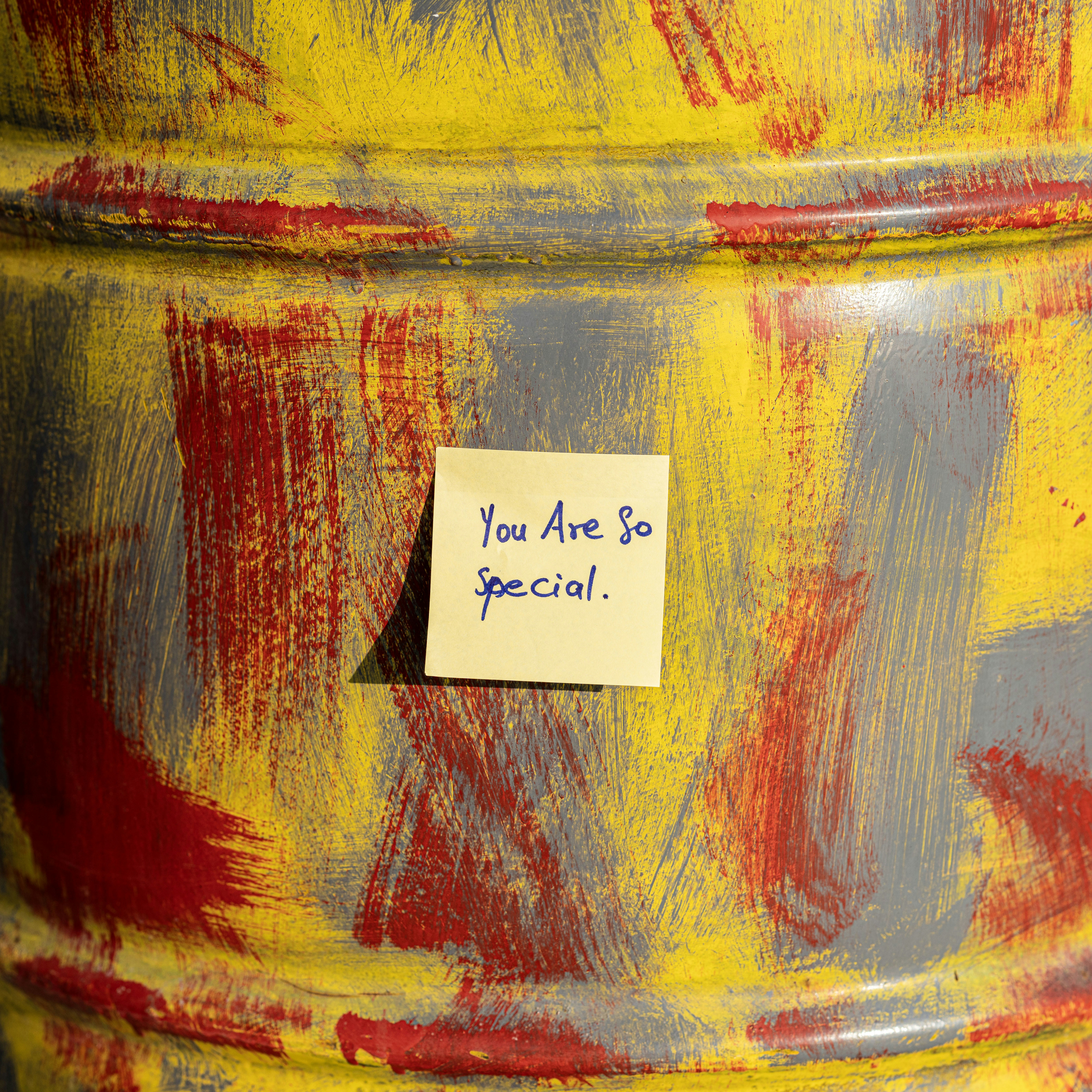 You Are So Special: A Tiny Note on Bold Brushwork