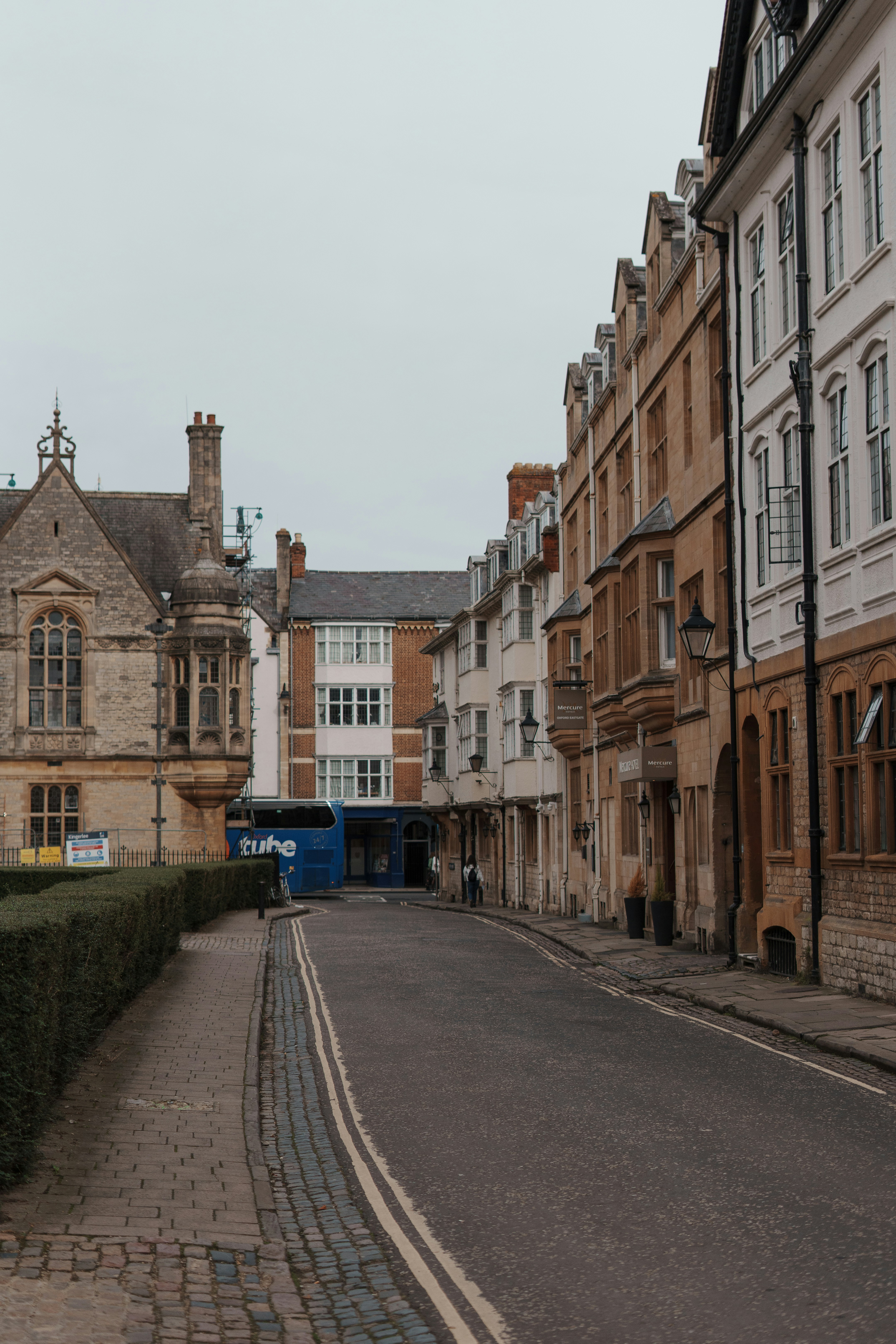 Photo by Benjamin Elliott with Sony Alpha 7 IV