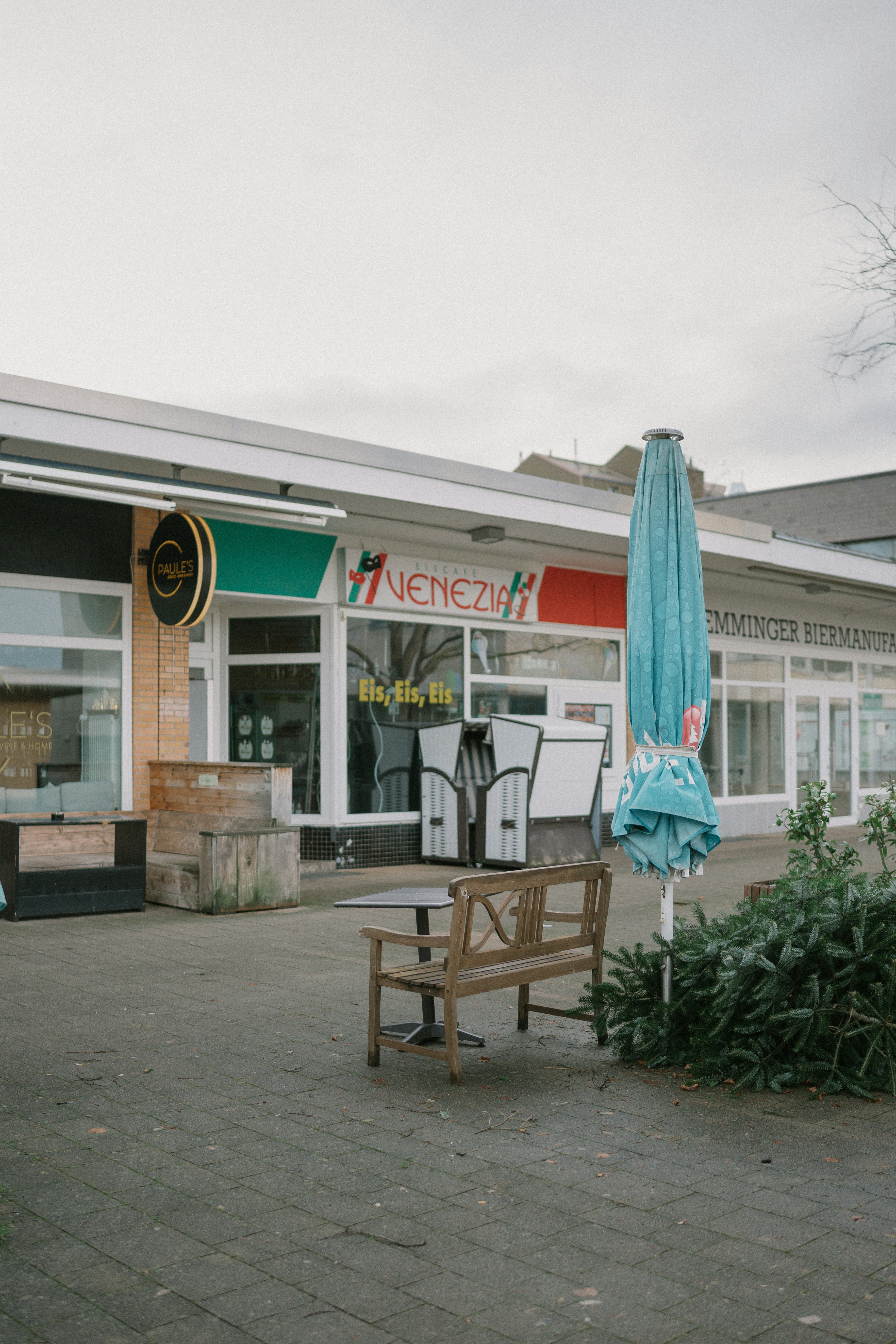 Street photo shot on Sony Alpha 7 III
