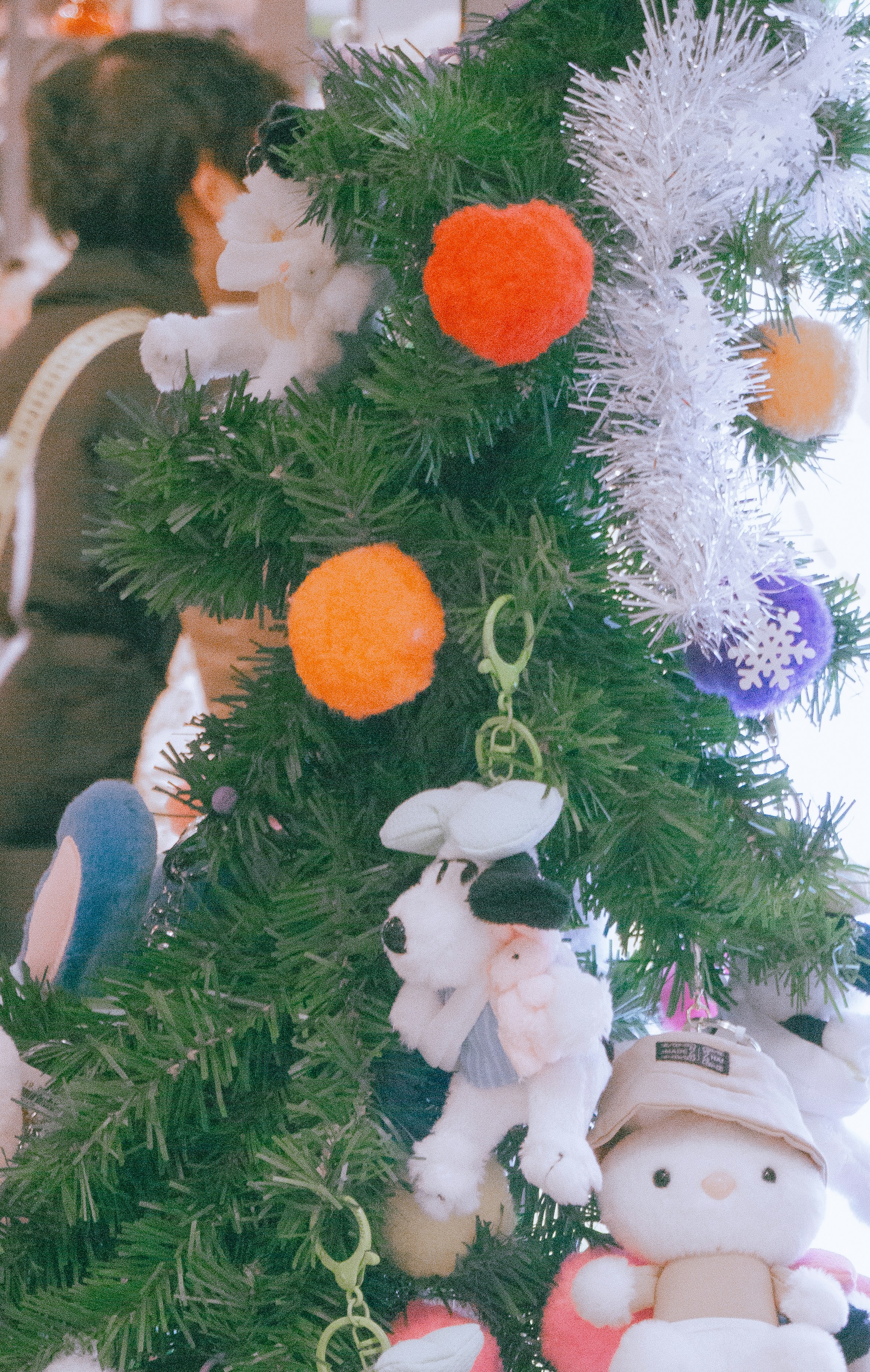 Pom-Pom Orbit: A Cozy Christmas Tree Portrait