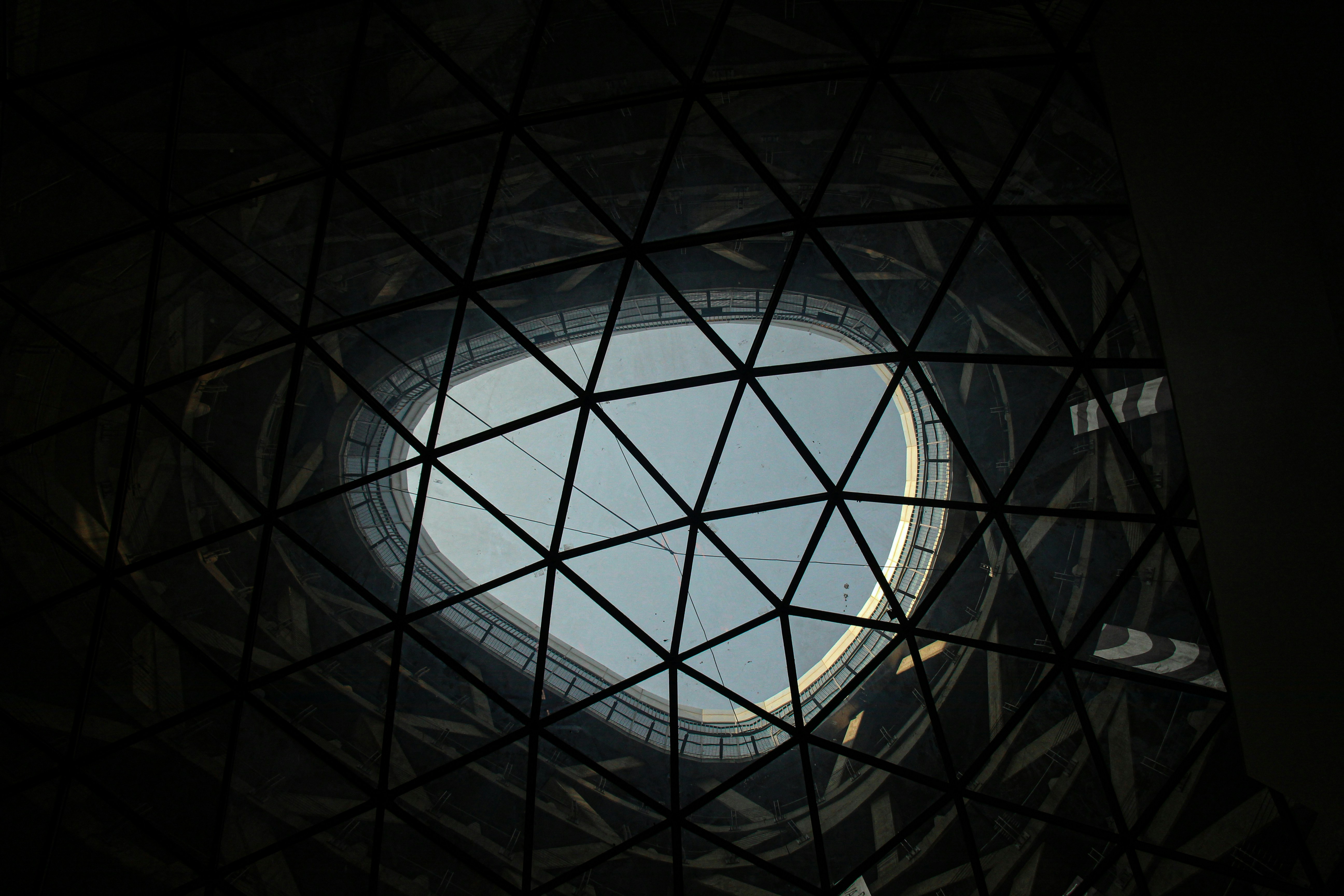 Geometric Convergence: The Glass Dome’s Lattice Framing the Sky