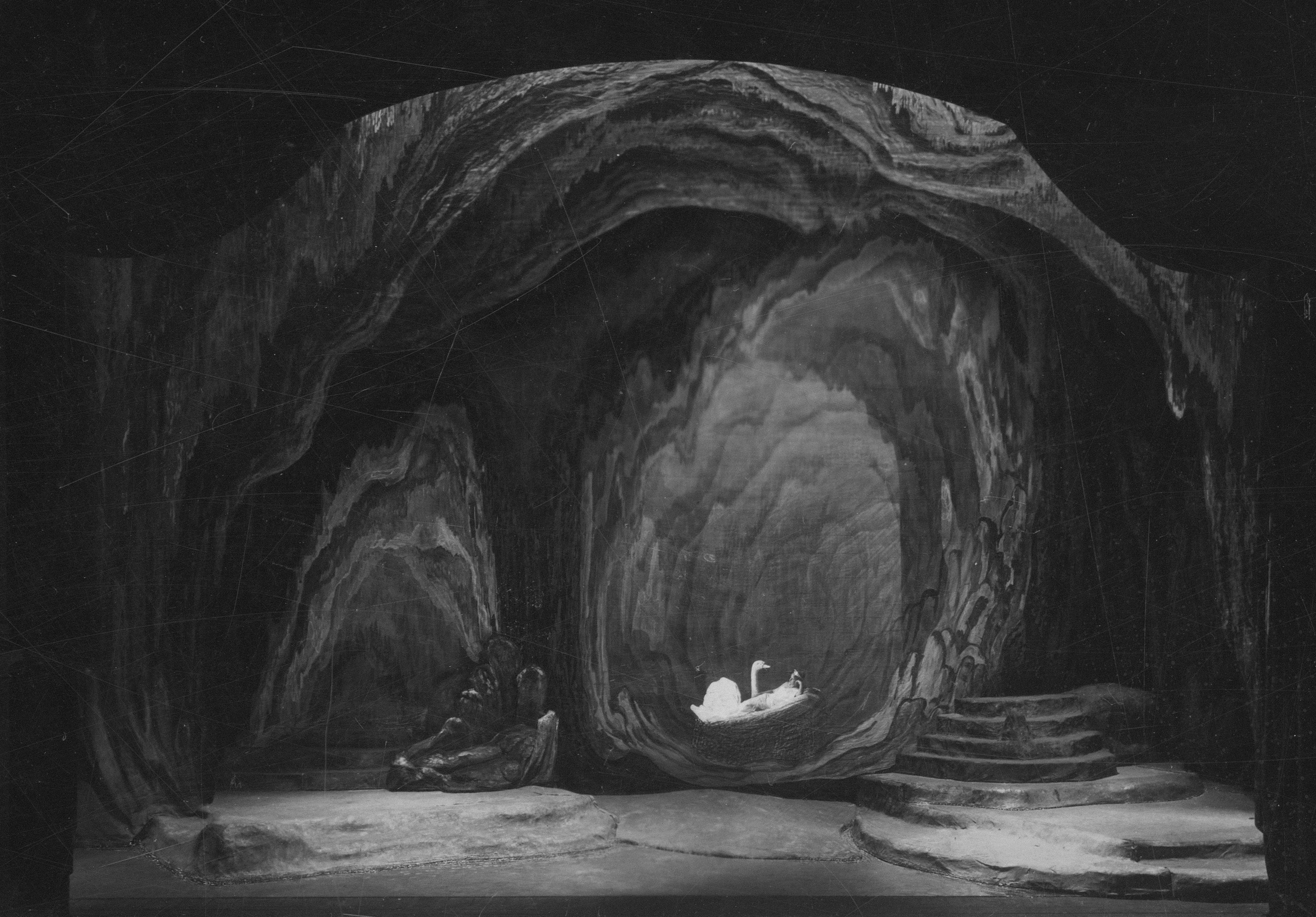 A black and white photo of a cave photo – Free Grey Image on Unsplash