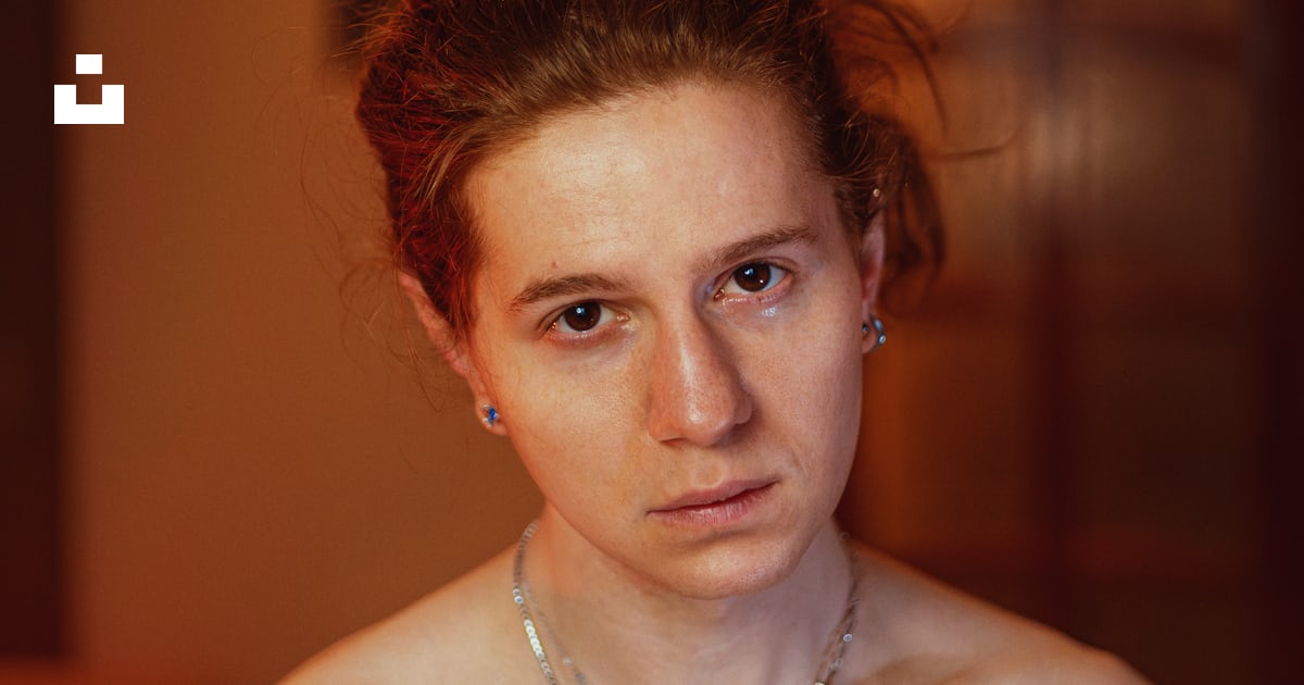 A Shirtless Woman With A Necklace On Her Neck Photo Free Portrait