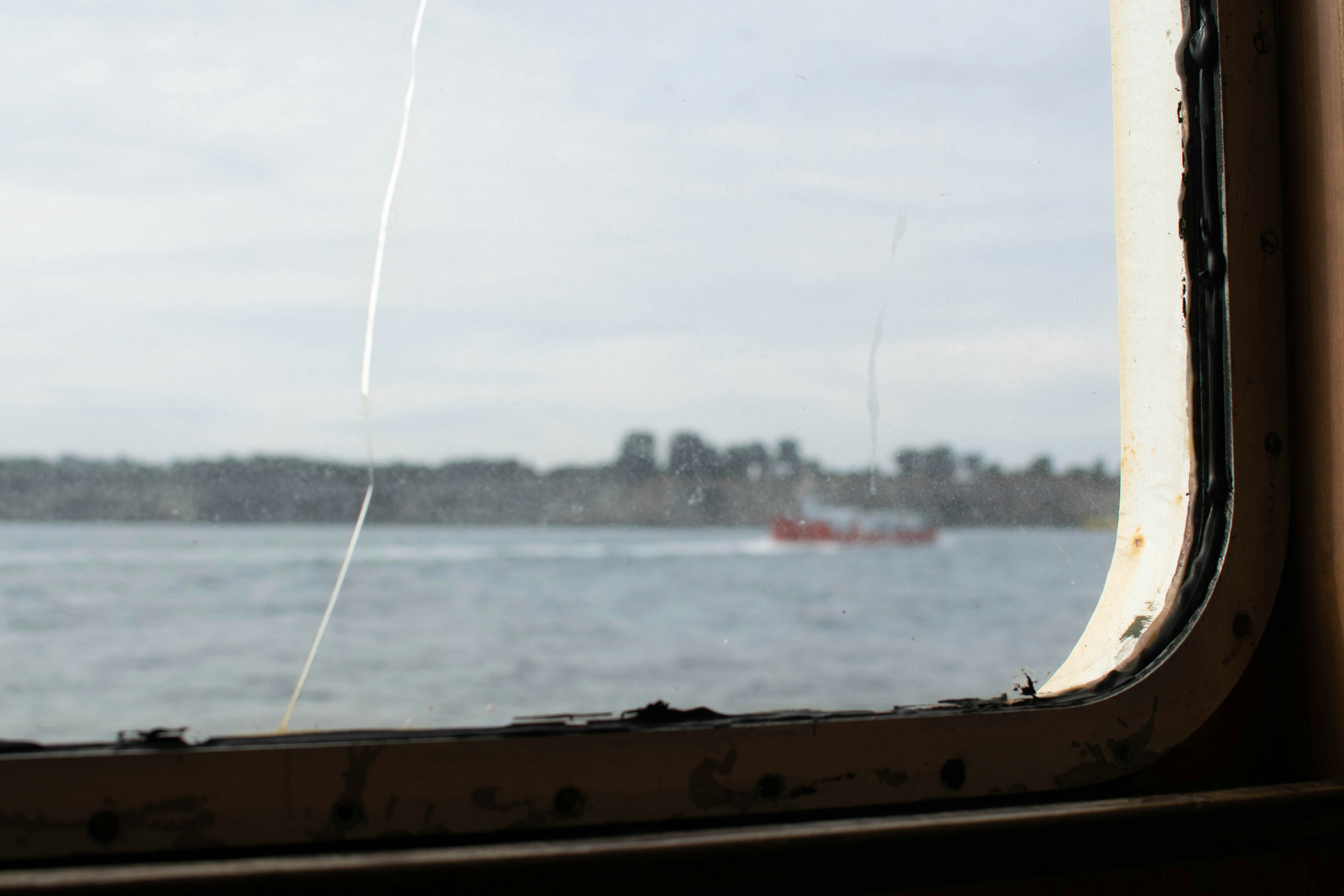 Boat Window Pictures | Download Free Images on Unsplash