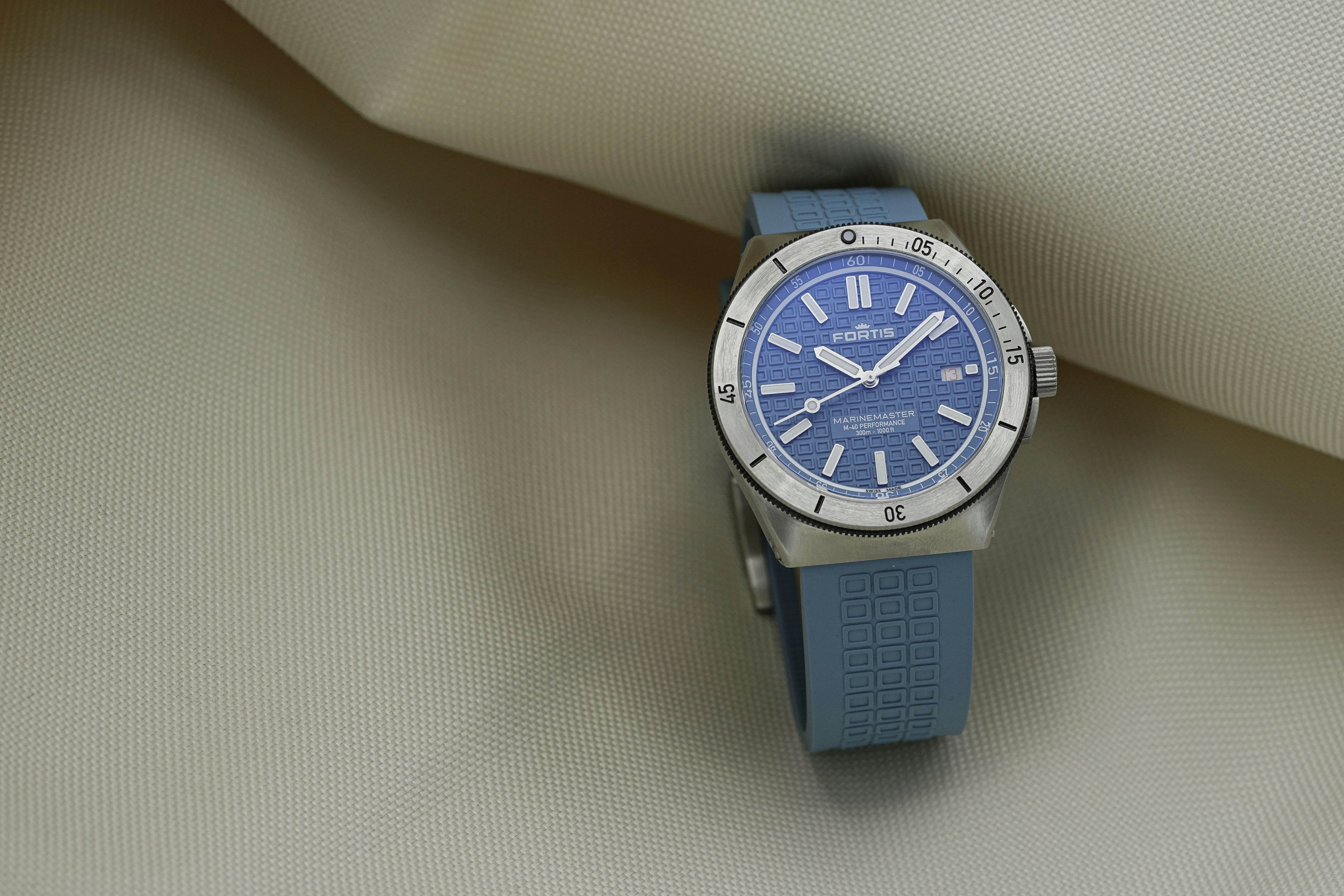 Azure Dial Diver on Cream Canvas