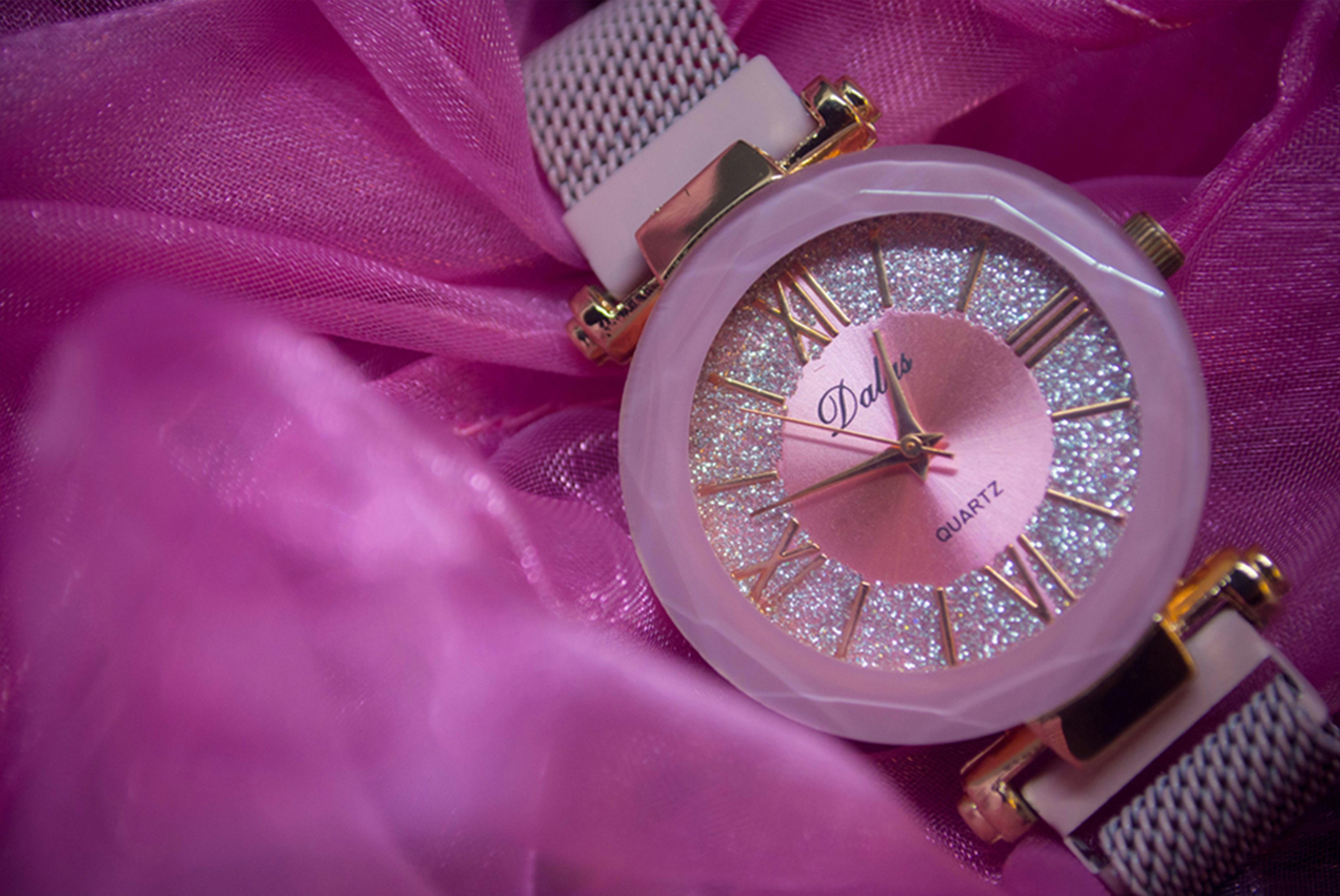 Imágenes de Reloj Rosa | Descarga imágenes gratuitas en Unsplash