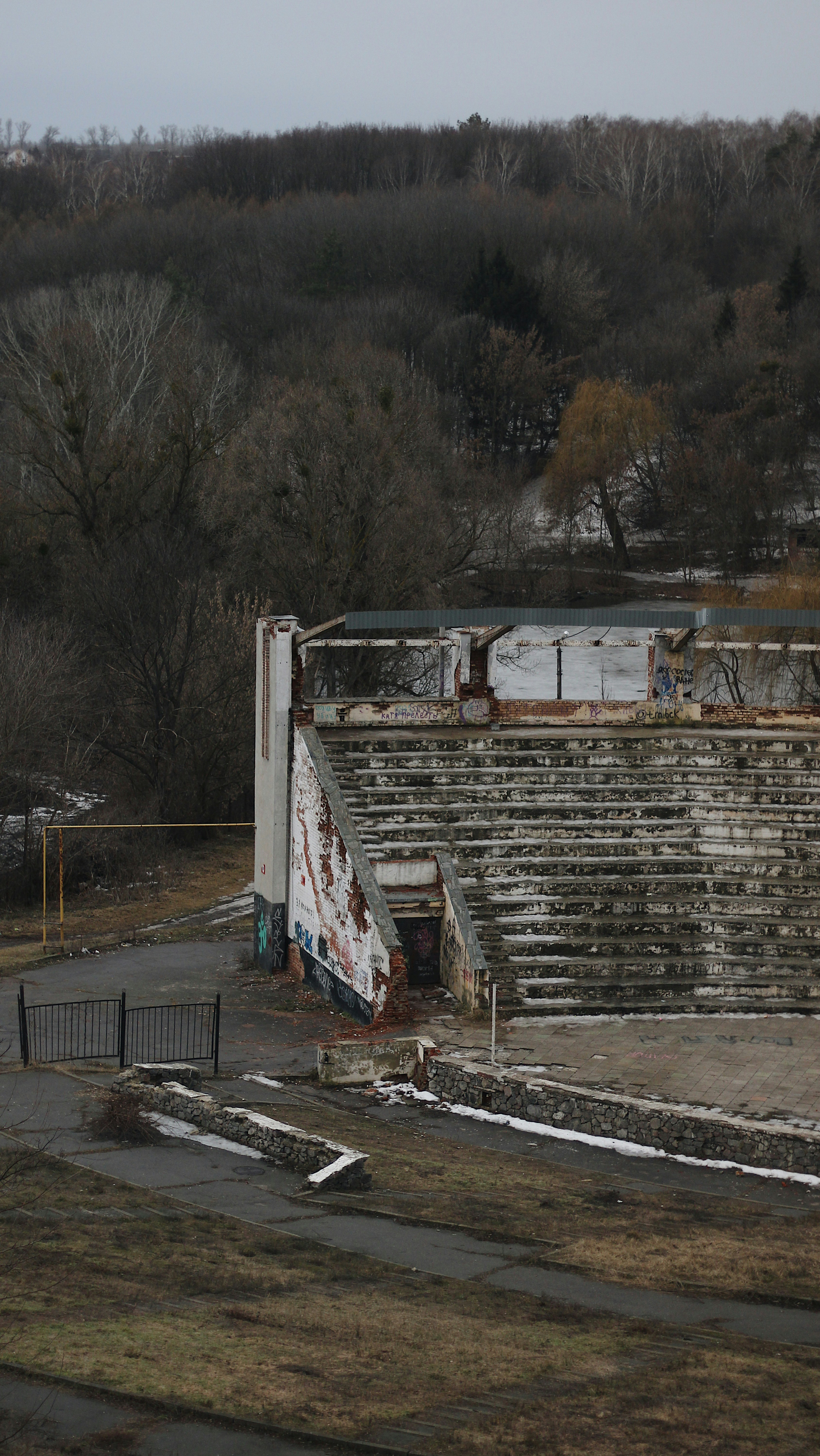 An abandoned building with a ramp leading up to it photo – Free ...