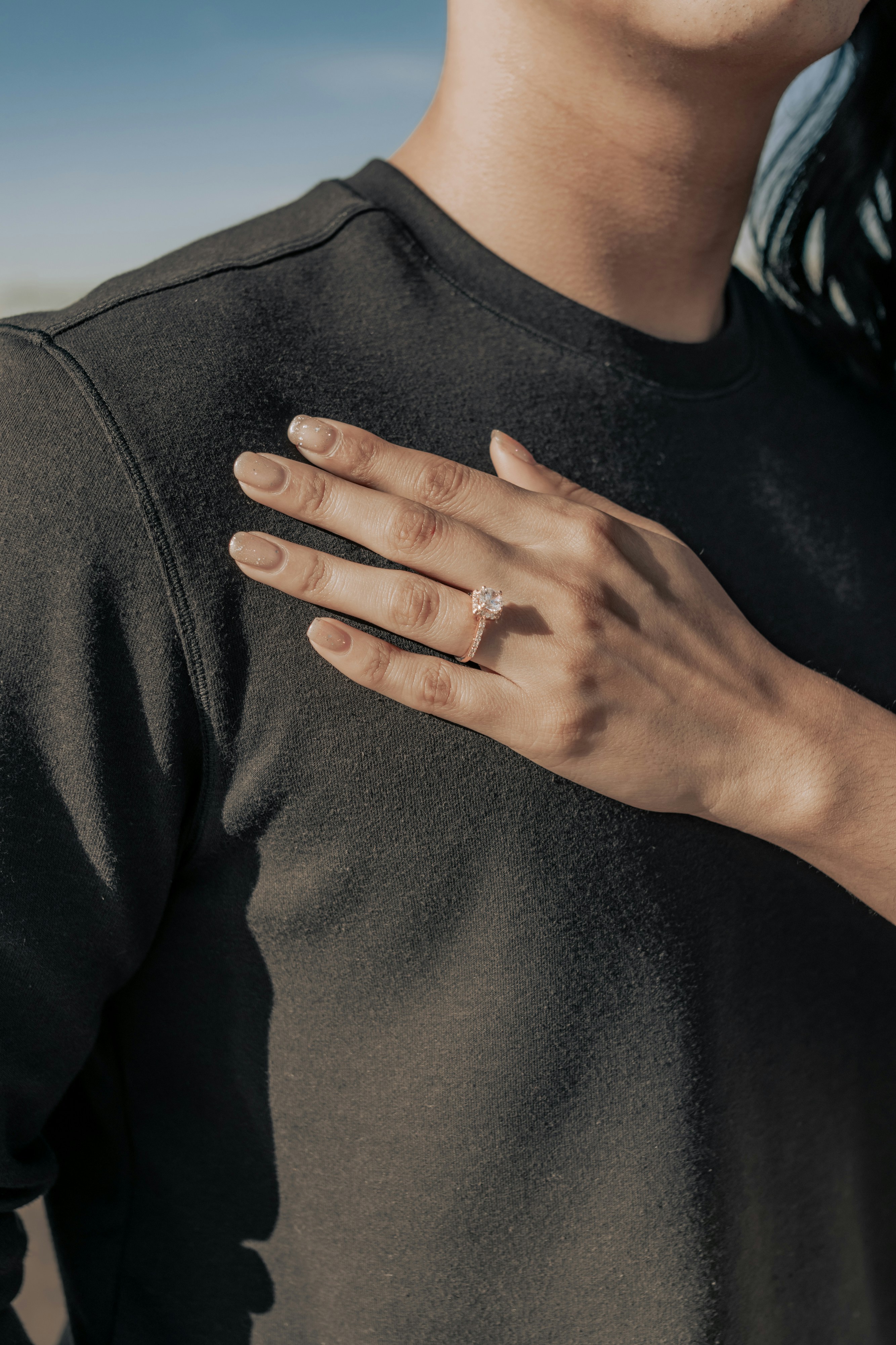 Hand On Chest Pictures | Download Free Images on Unsplash