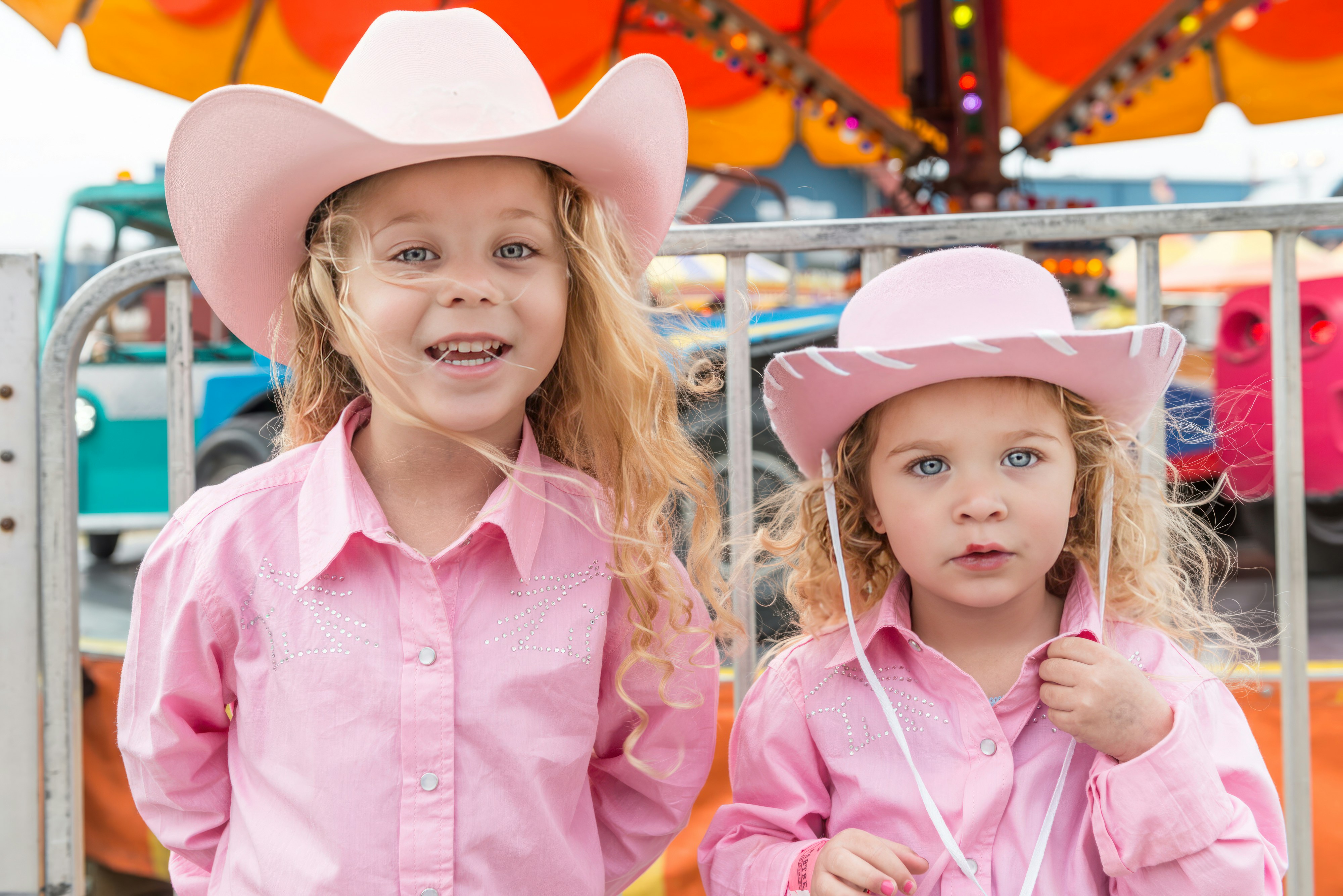 Pink cowgirls at the Texas State Fair photo – Free Pink Image on Unsplash