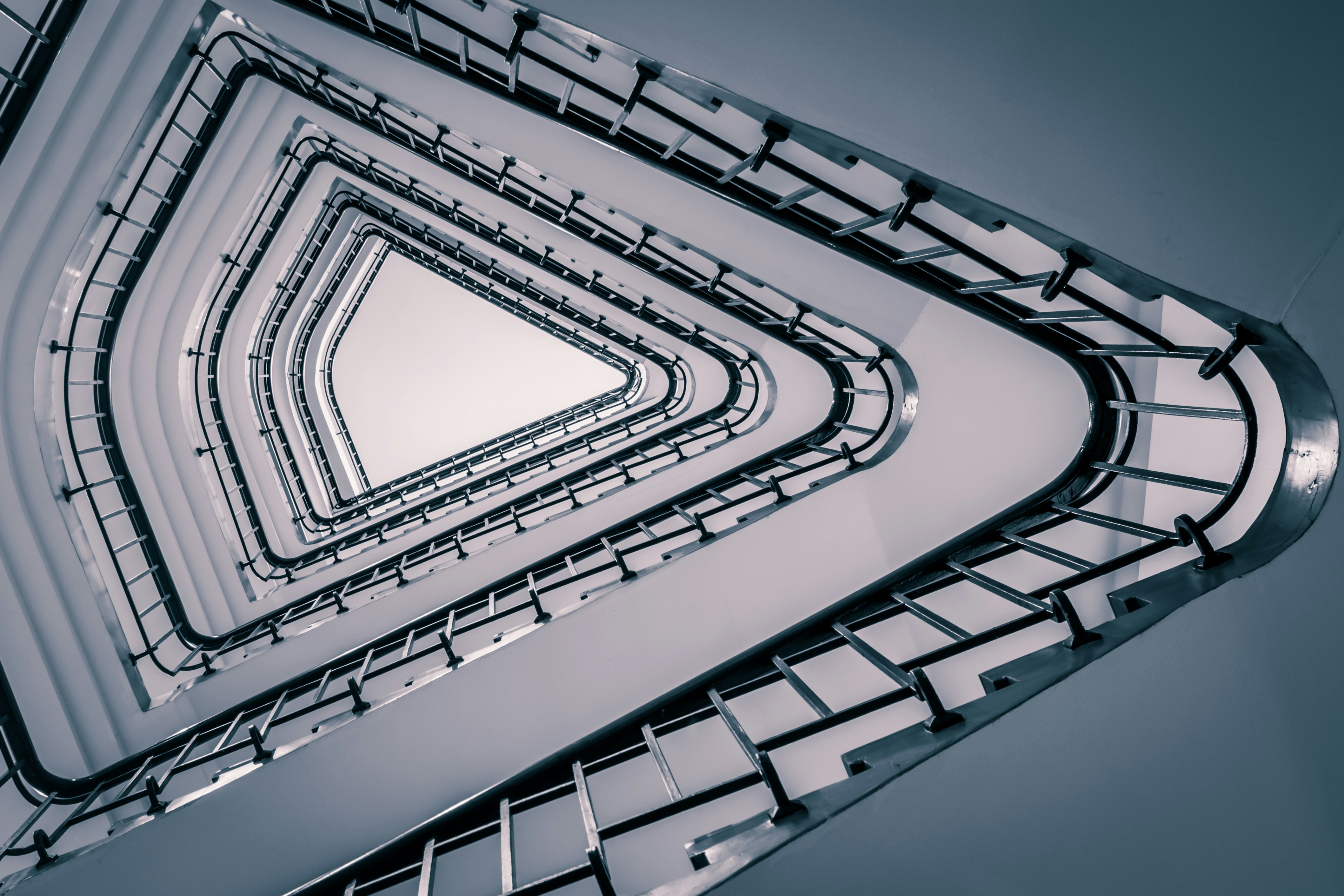 A very tall metal structure with a sky background photo – Free Hamburg ...