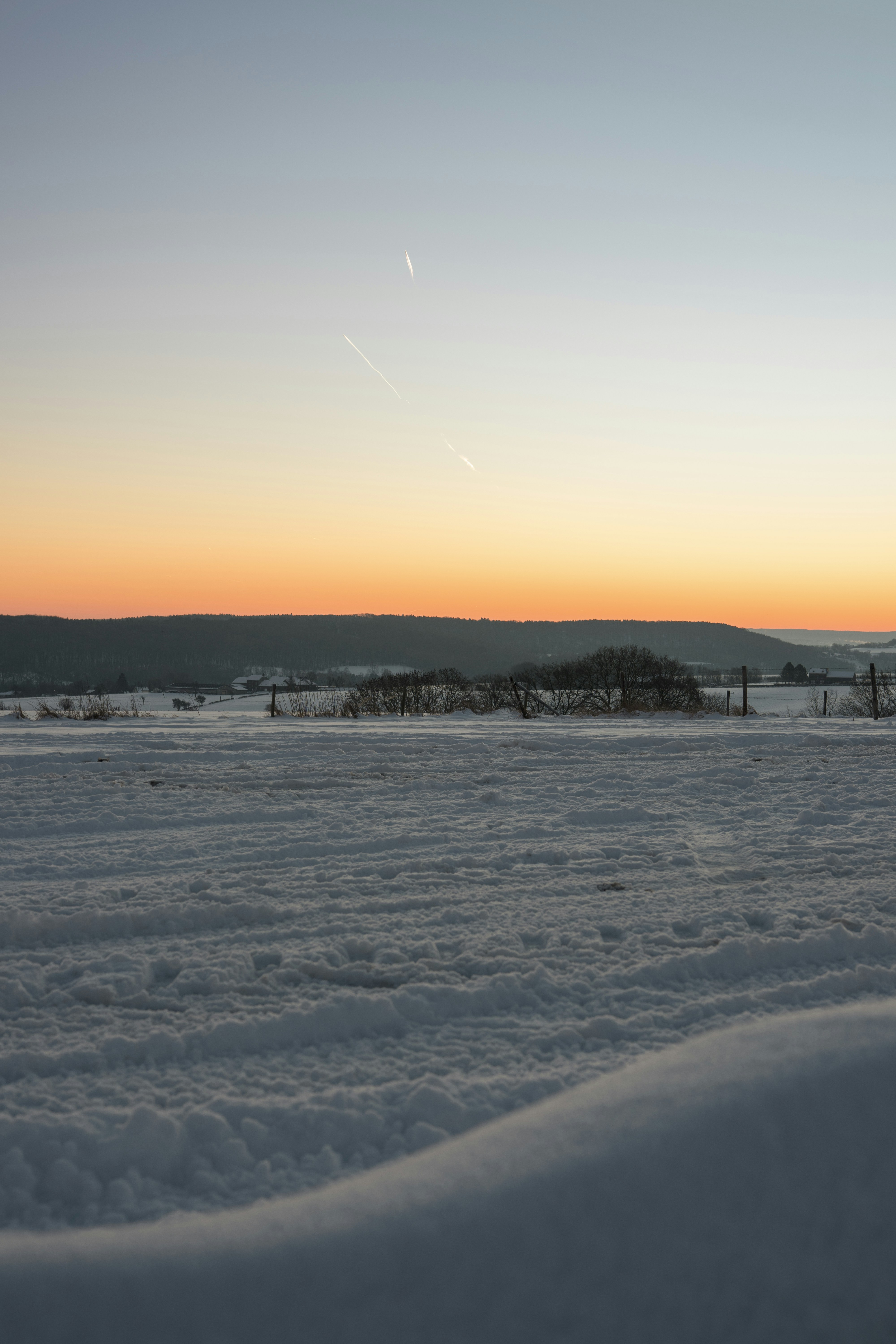 Winter Landscapes Pictures | Download Free Images on Unsplash