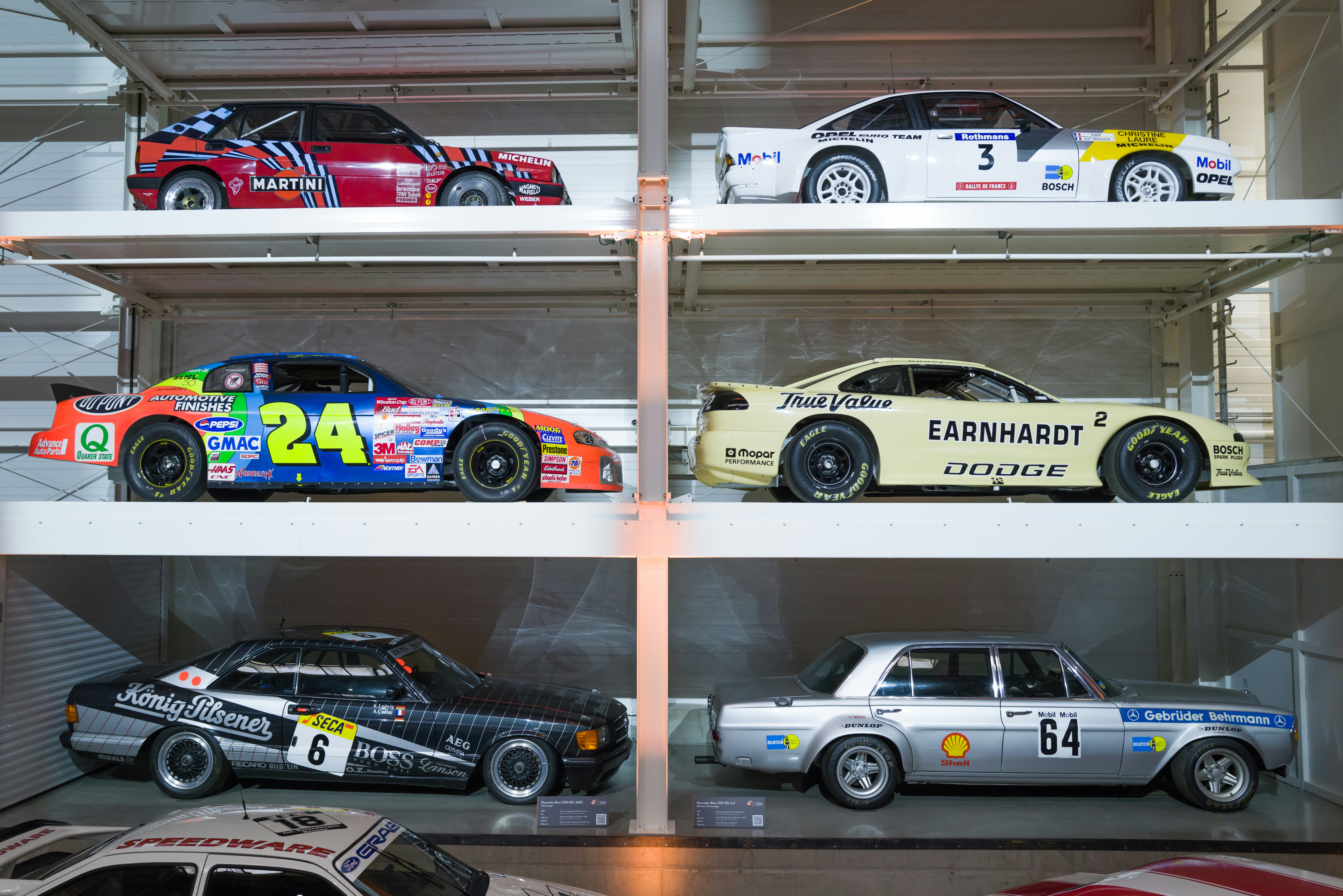 Nostalgic Race Car Showcase: Legends of the Track