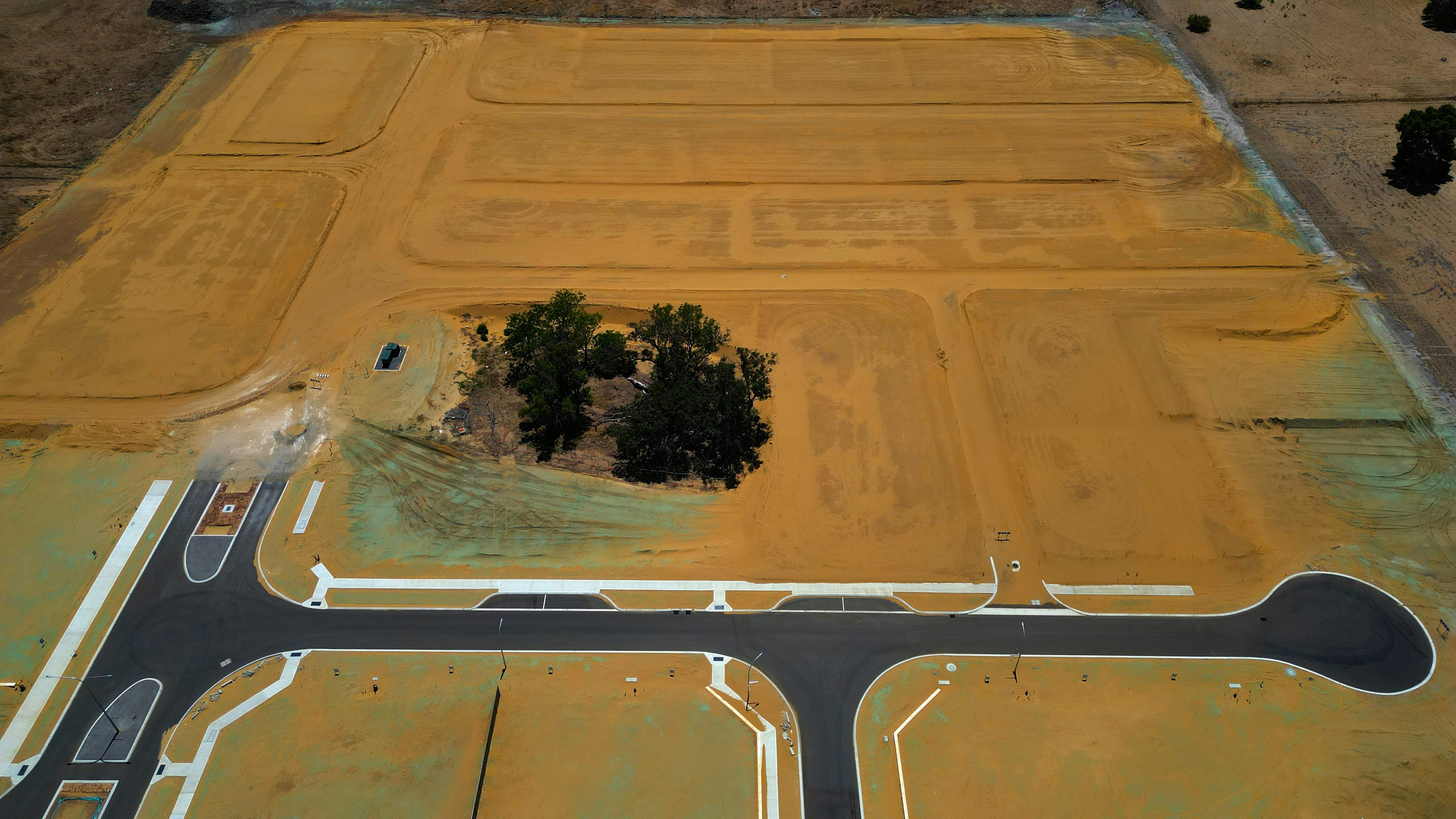An aerial view of an airport runway photo – Free Perth wa Image on Unsplash