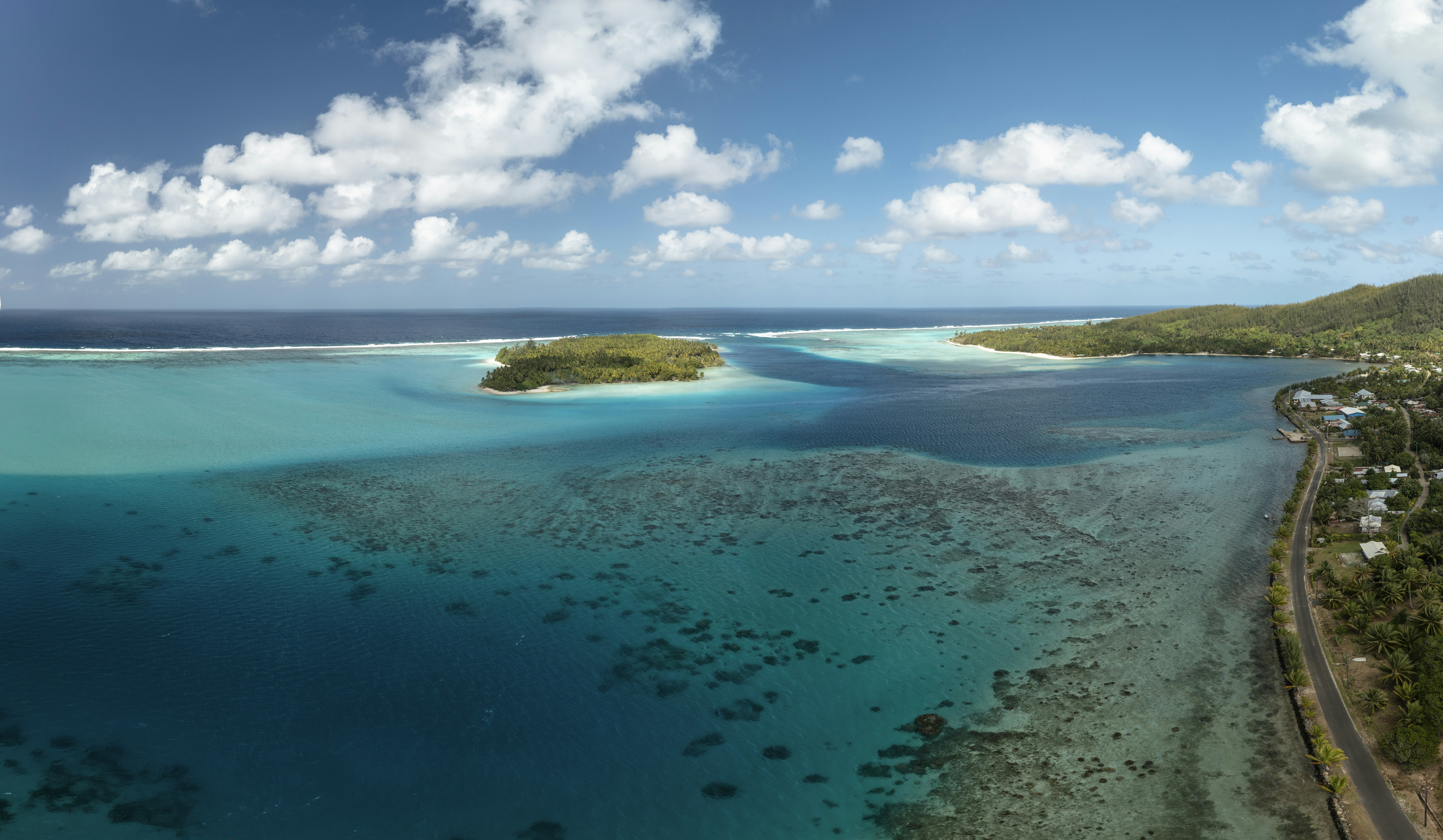 An island in the middle of the ocean photo – Free Polynésie française ...