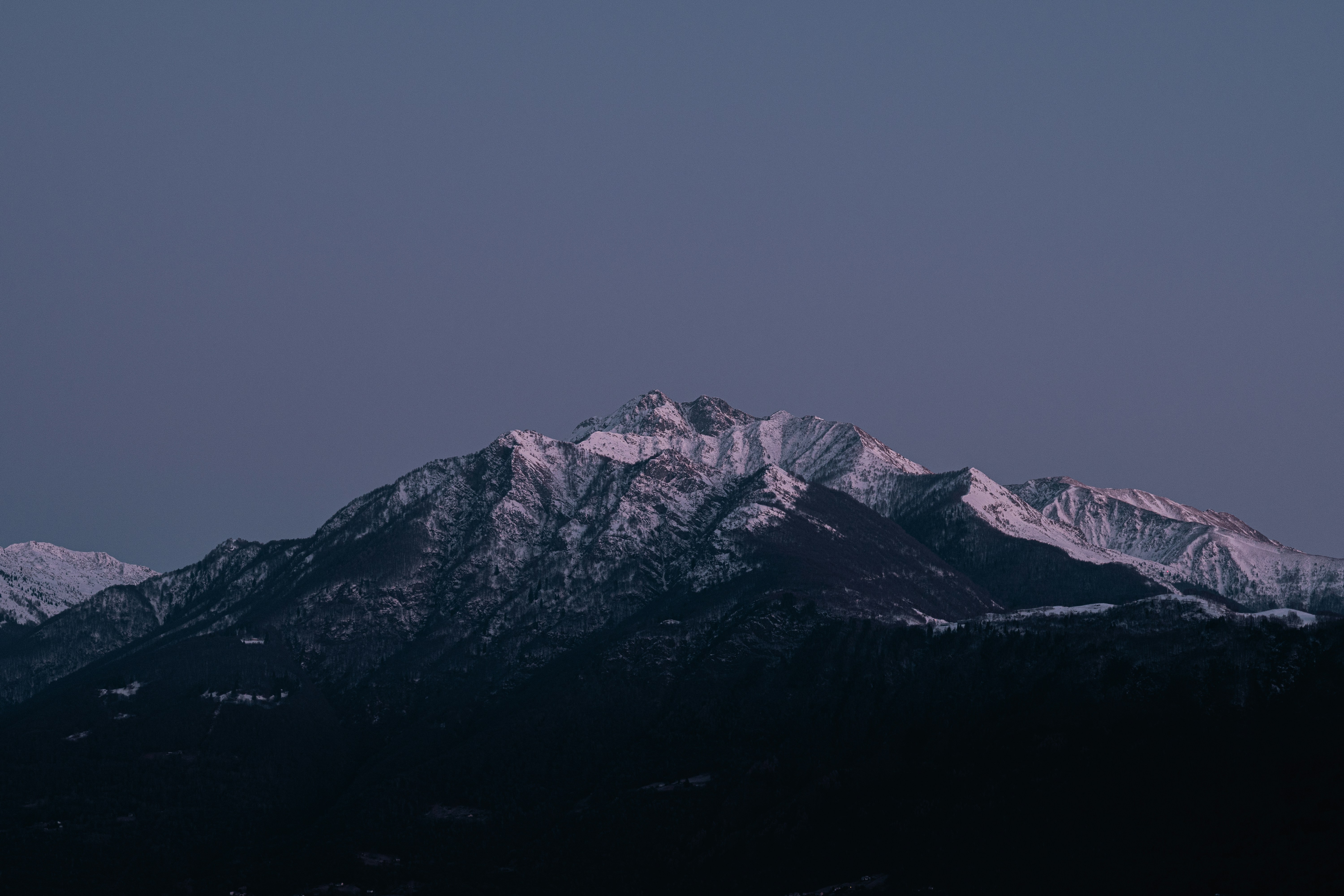 1000+ Montains Pictures | Download Free Images on Unsplash