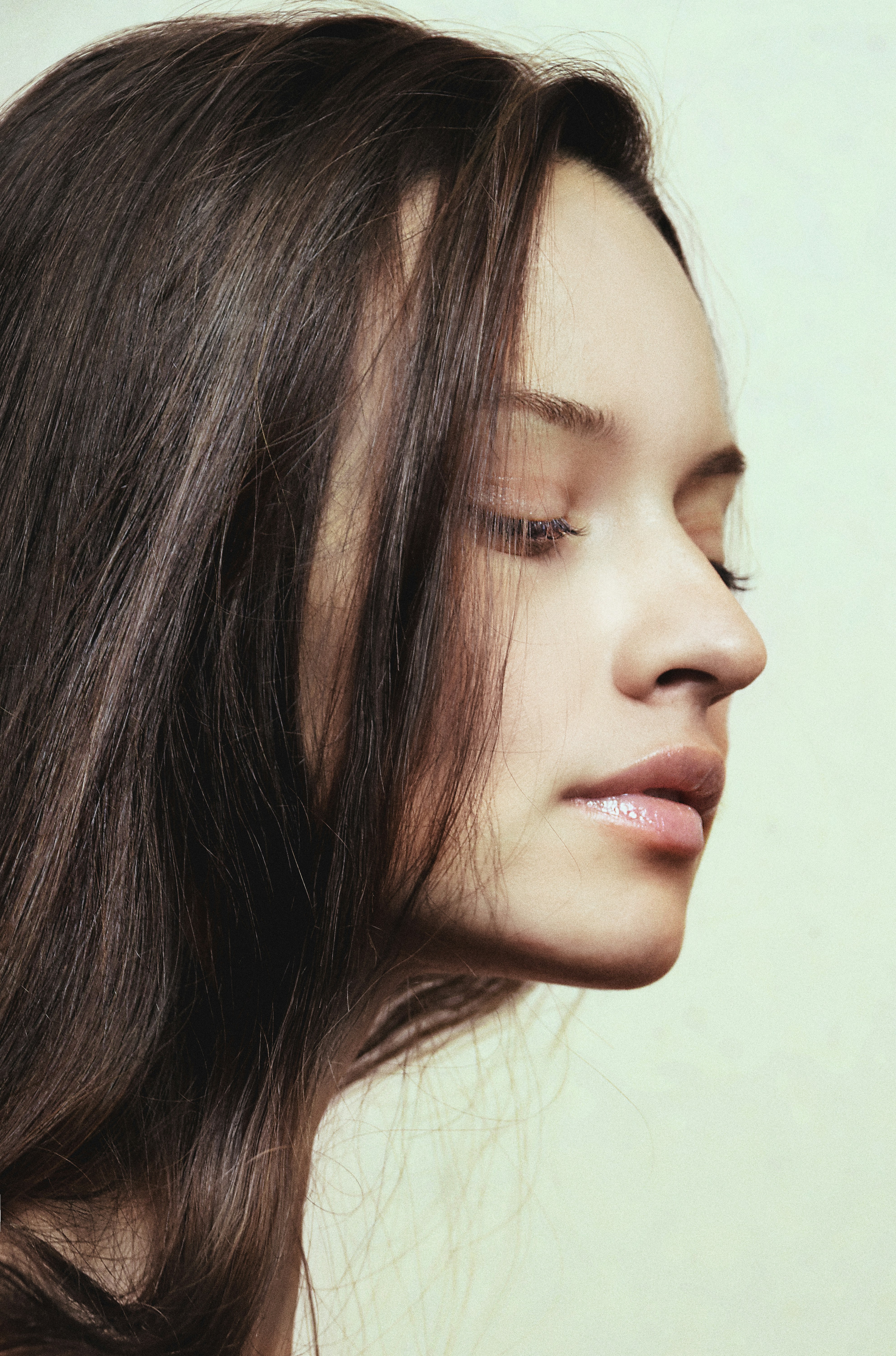 A close up of a woman with her eyes closed photo – Free Head Image on ...