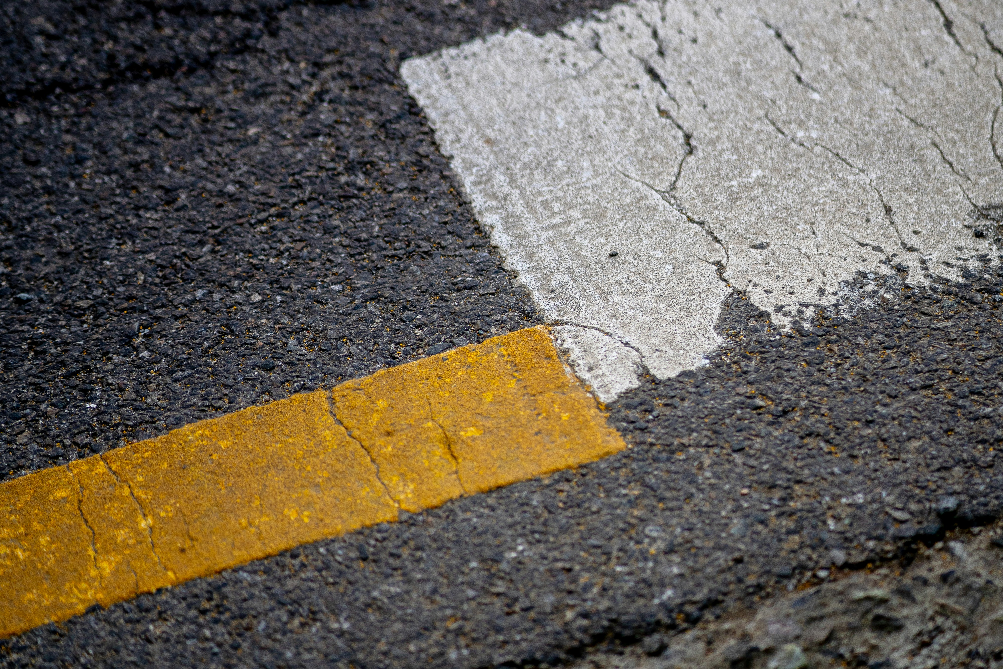 Tarmac Texture Pictures | Download Free Images on Unsplash