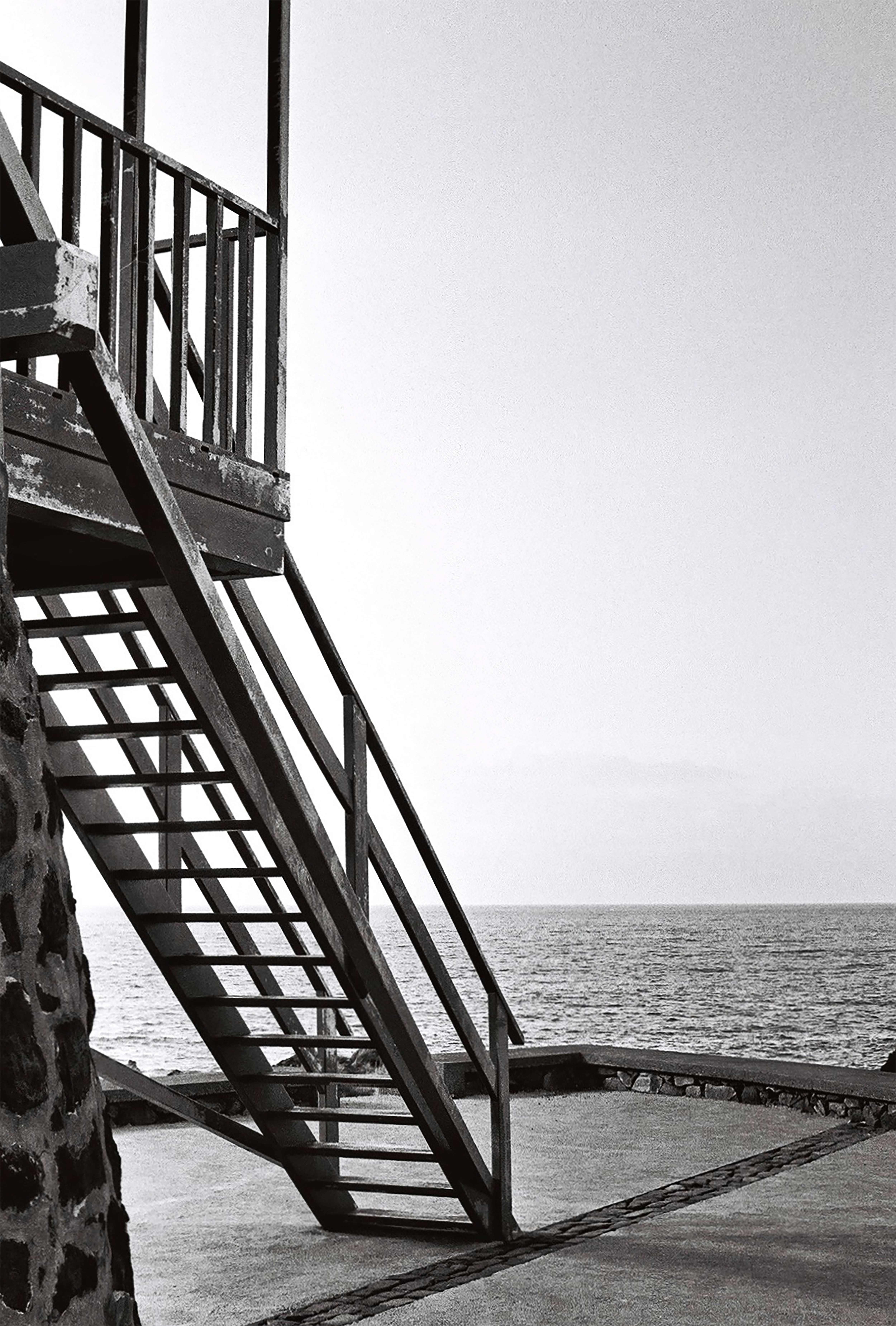 Staircase to the Sea: A Quiet Maritime Silhouette