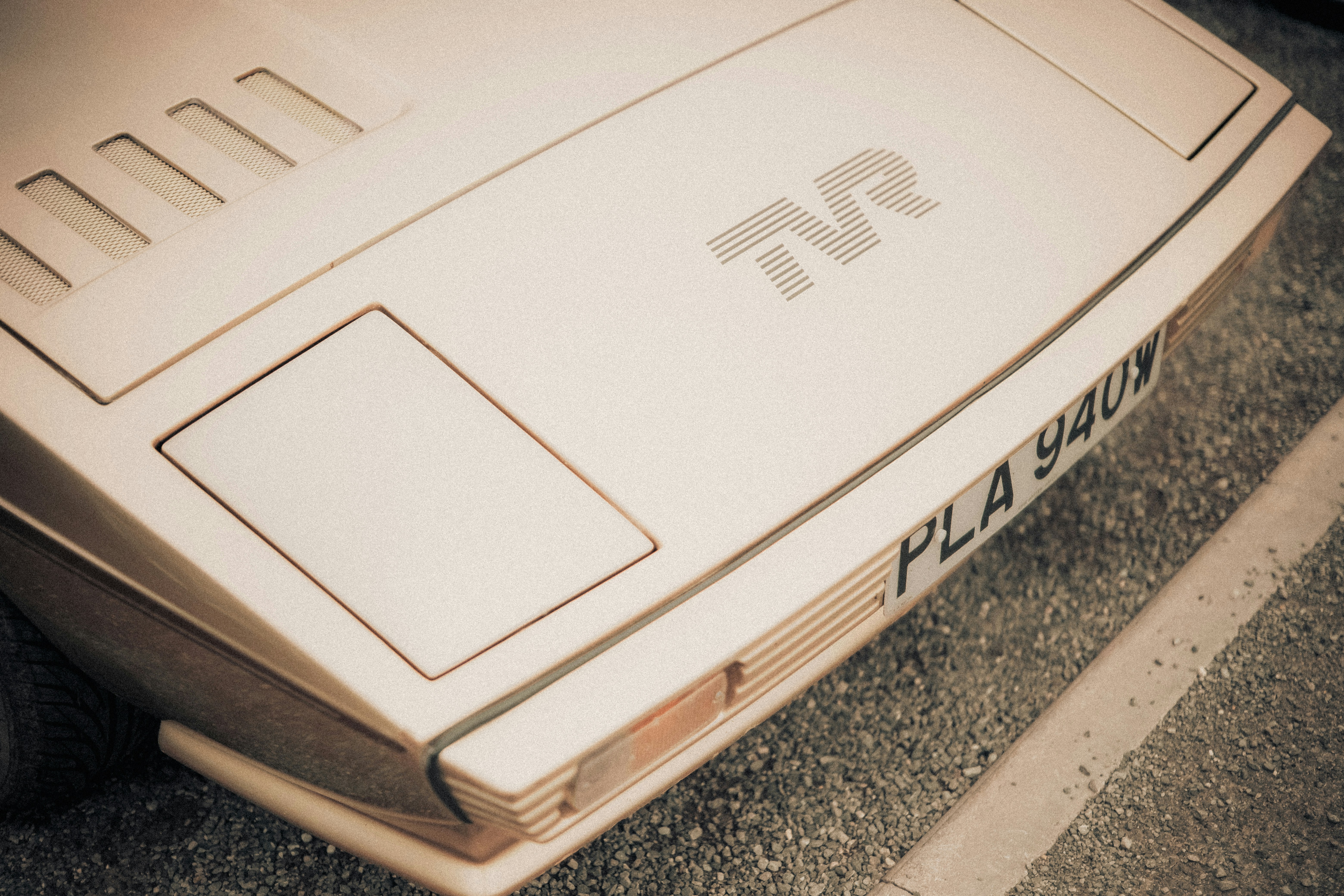 Tbm Robbie – Telegraph 970 Pictures | Download Free Images on Unsplash