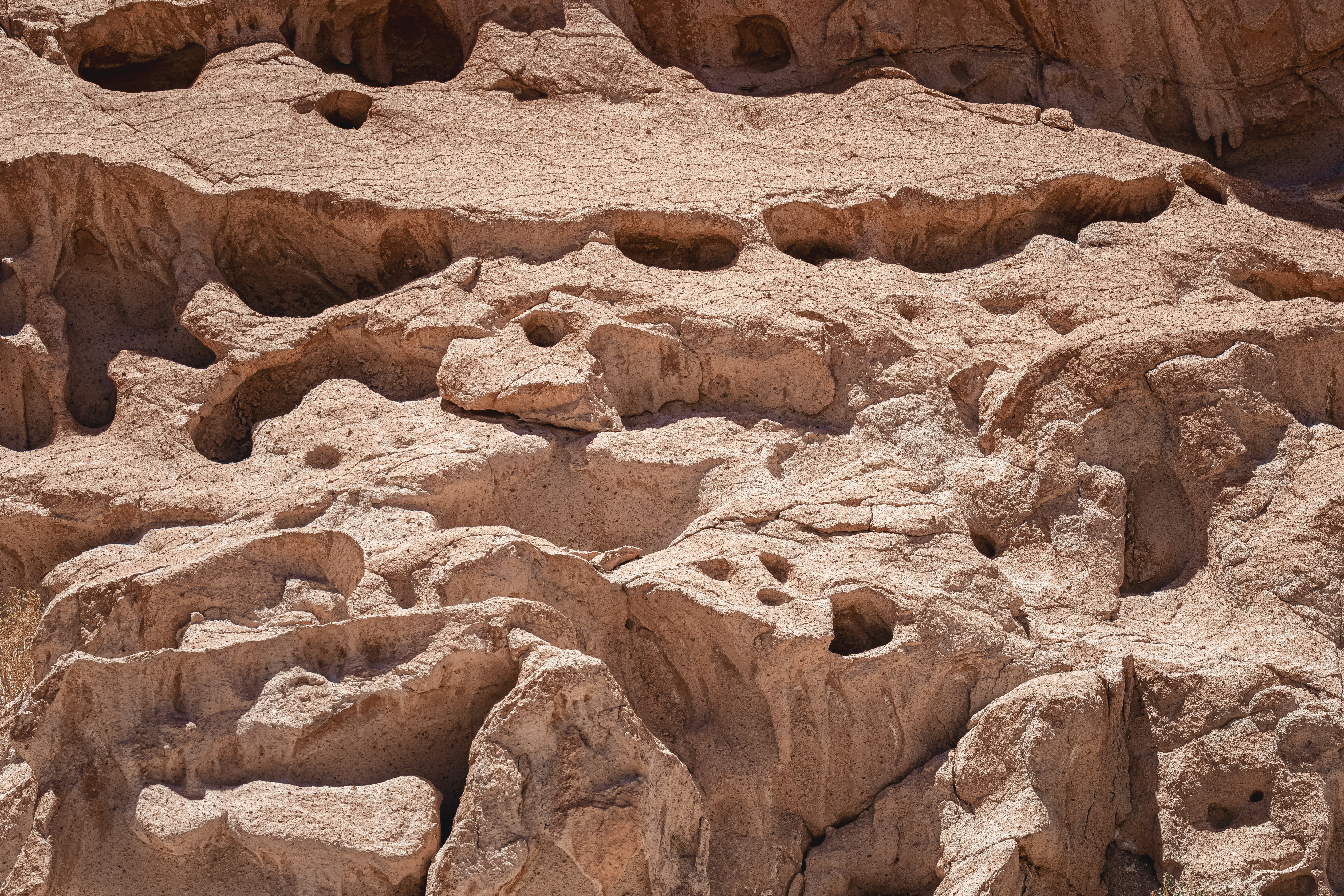 A group of rocks with holes in them photo – Free Chile Image on Unsplash