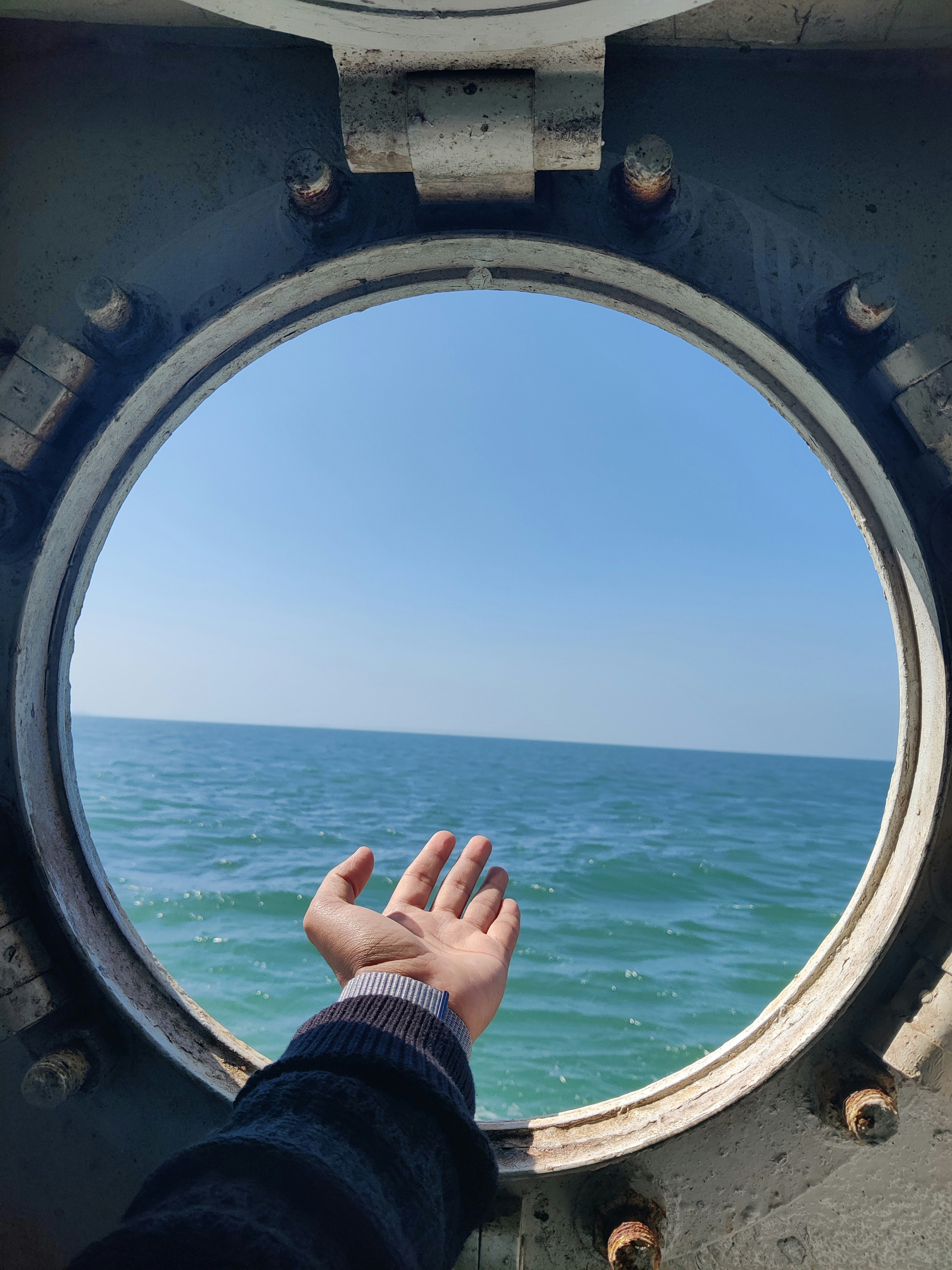 who doesn’t want to touch the ocean?