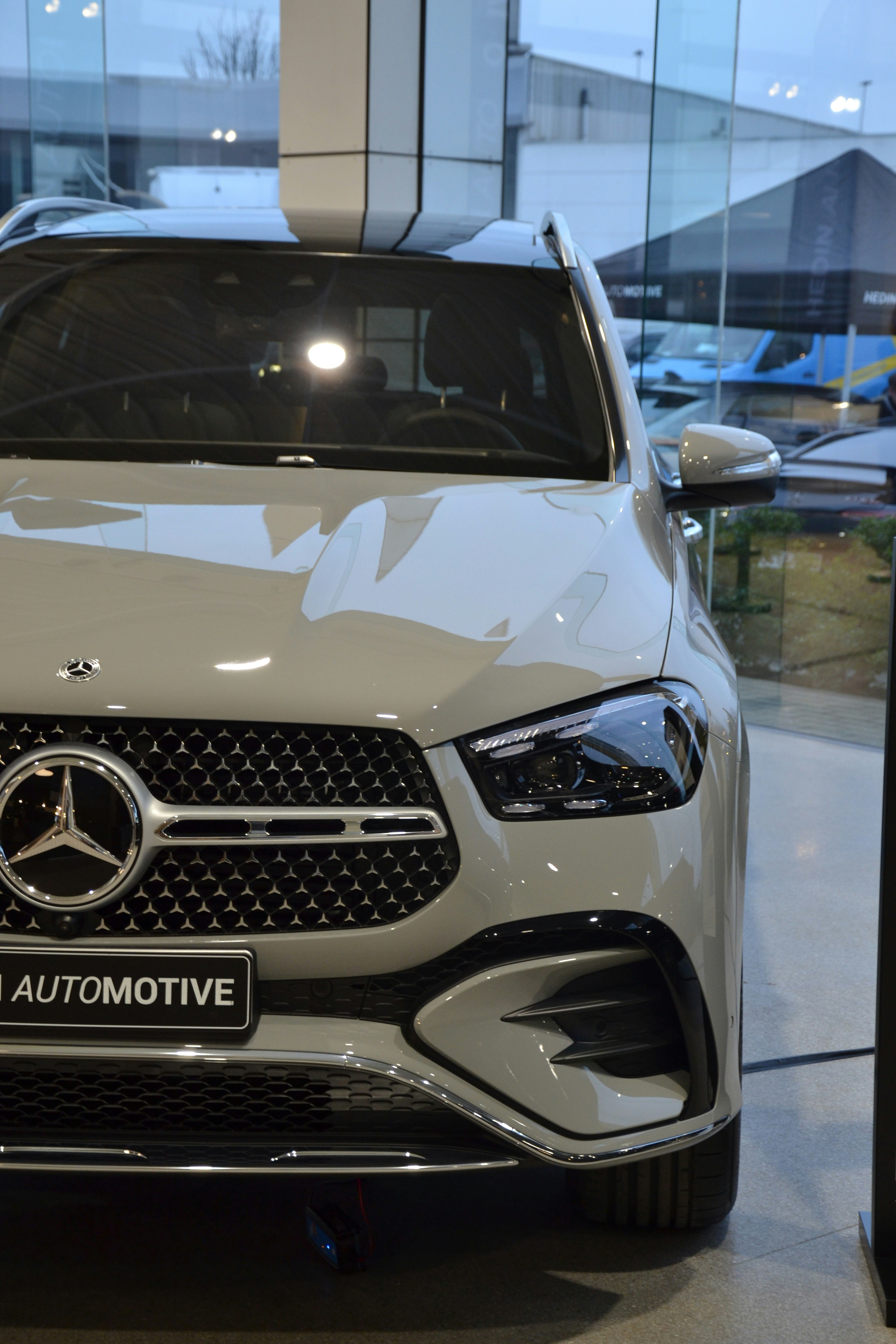 Mersedes Benz Pictures | Download Free Images on Unsplash
