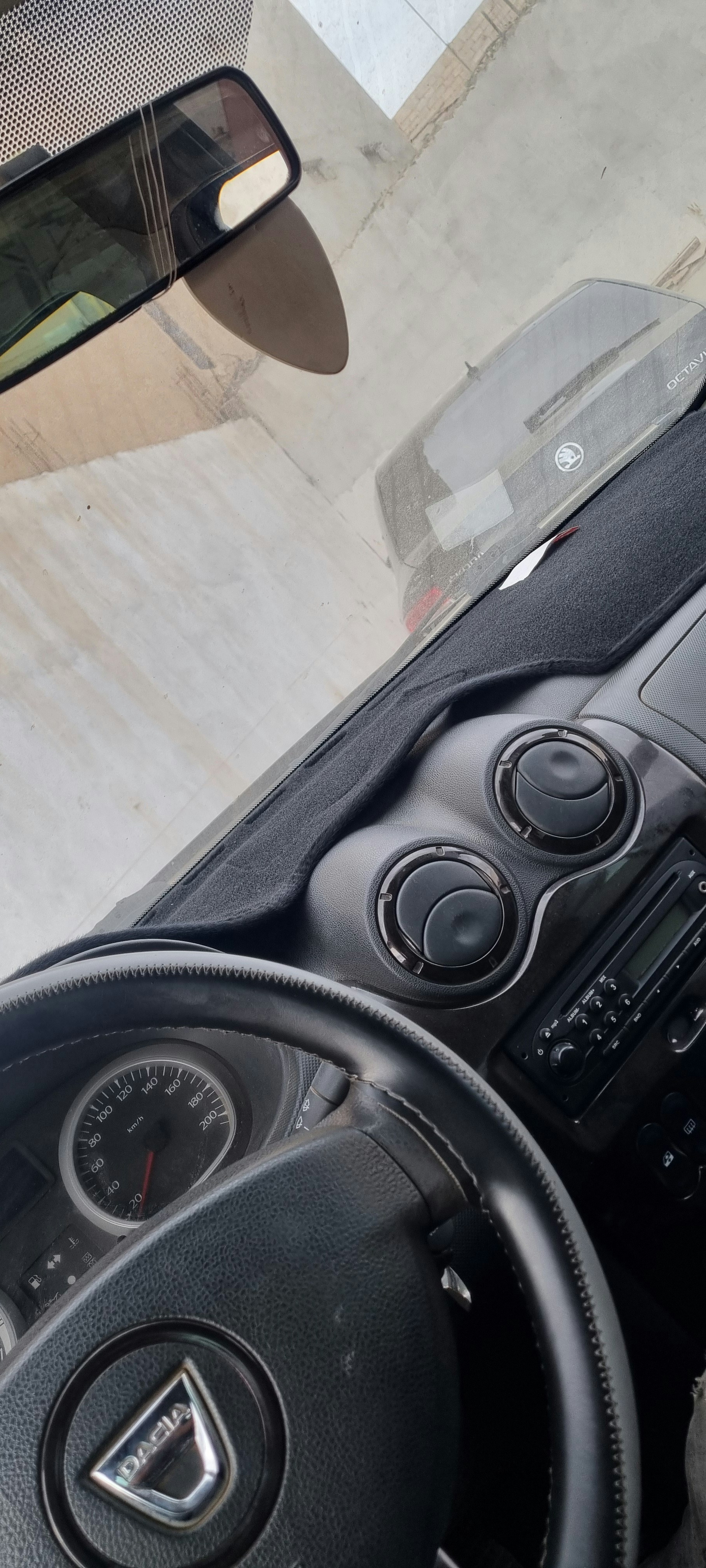 Skoda octavia vs dacia duster