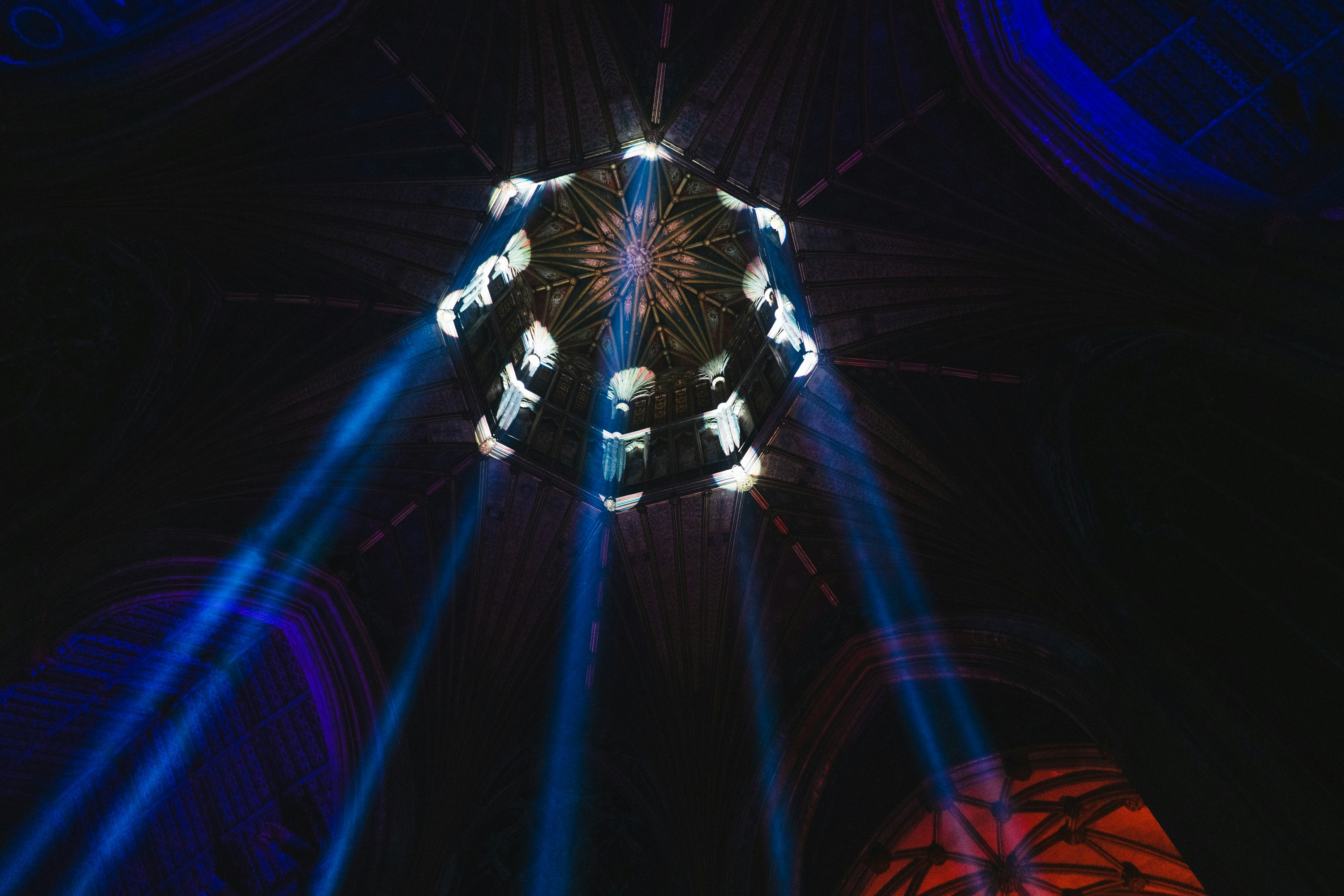 Midnight Ring: Beams Converge on a Luminous Circular Stage
