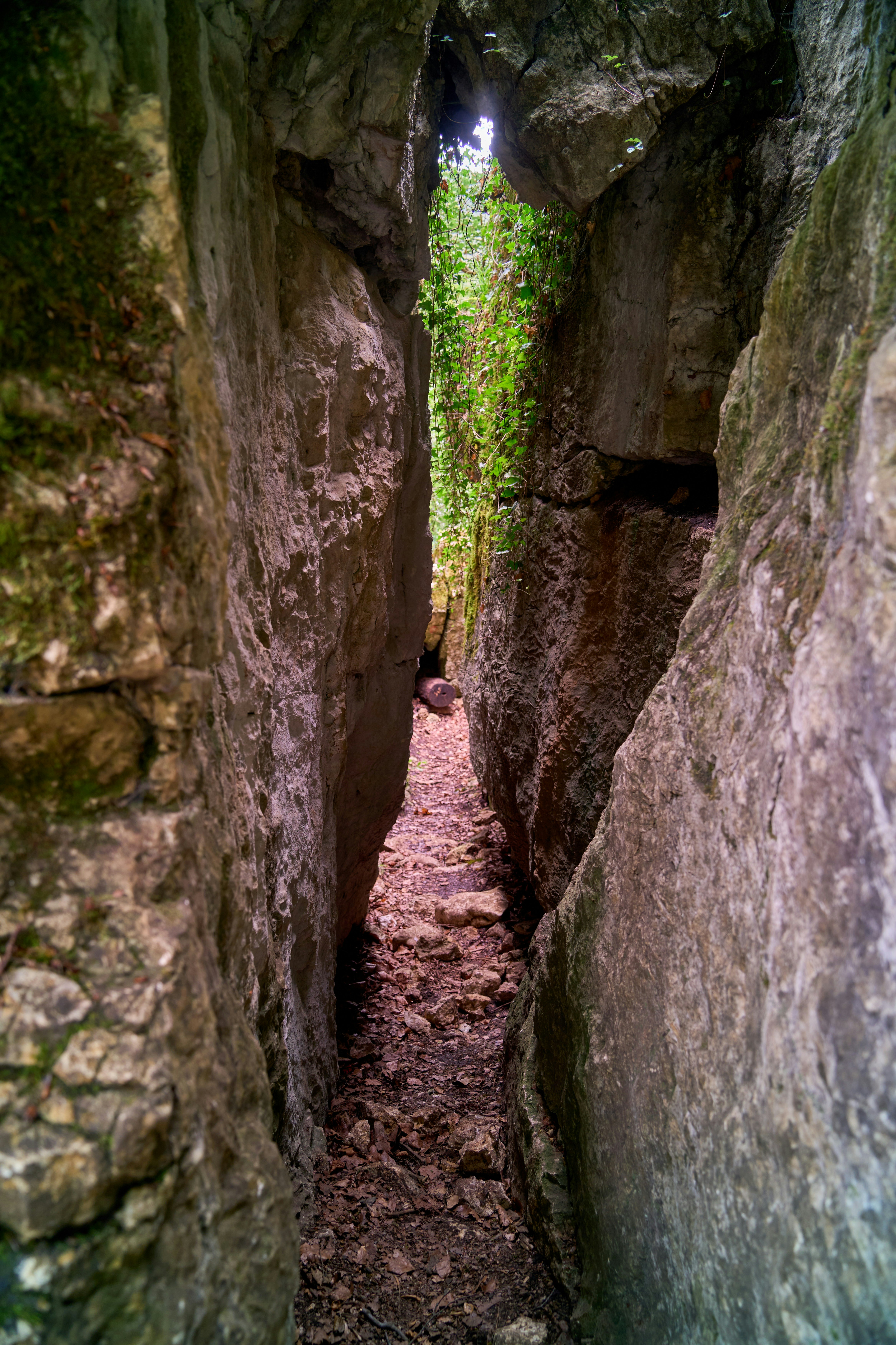 A narrow path between two large rocks photo – Free Rock Image on Unsplash