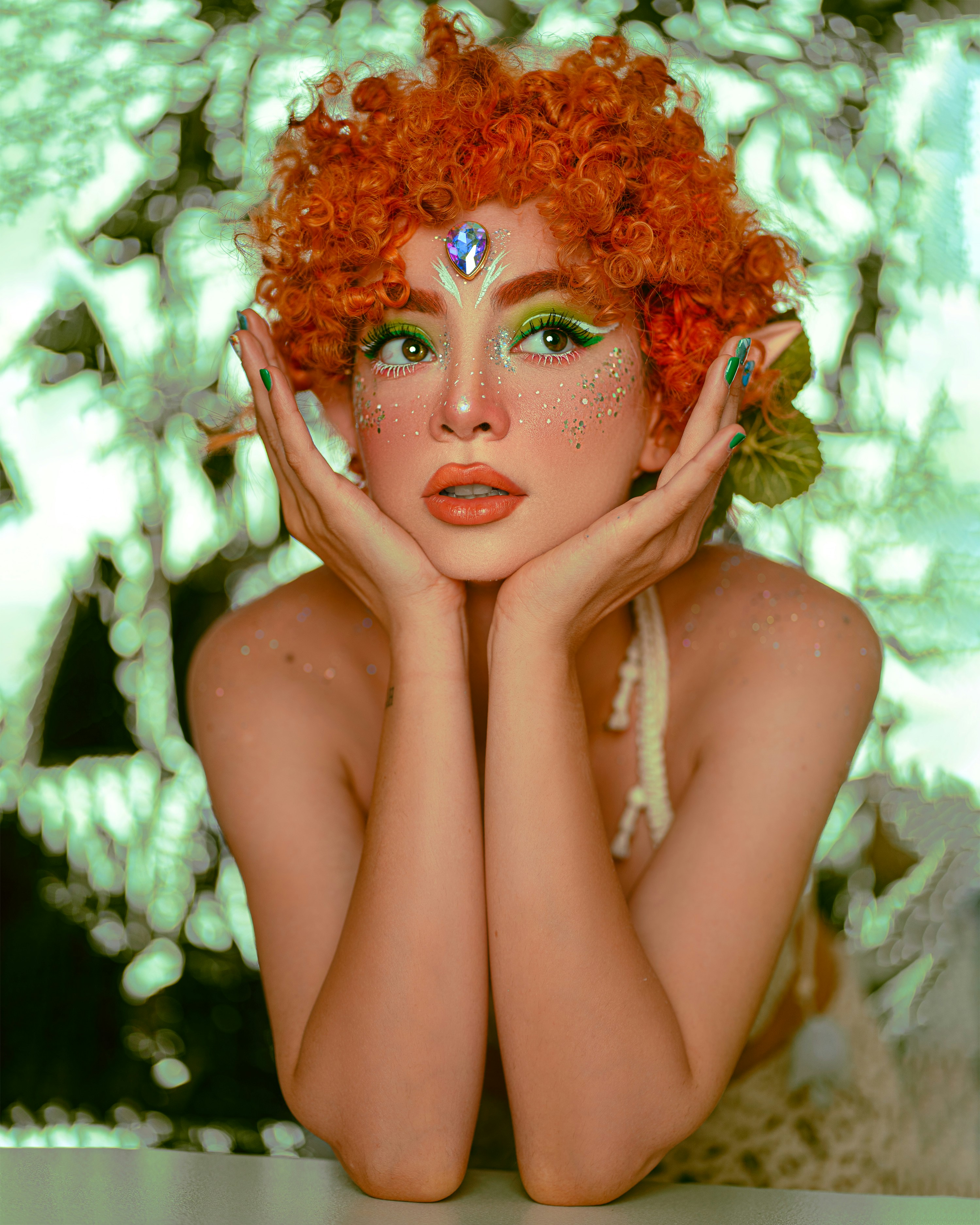 A painting of a woman with red hair photo – Free Iran Image on Unsplash