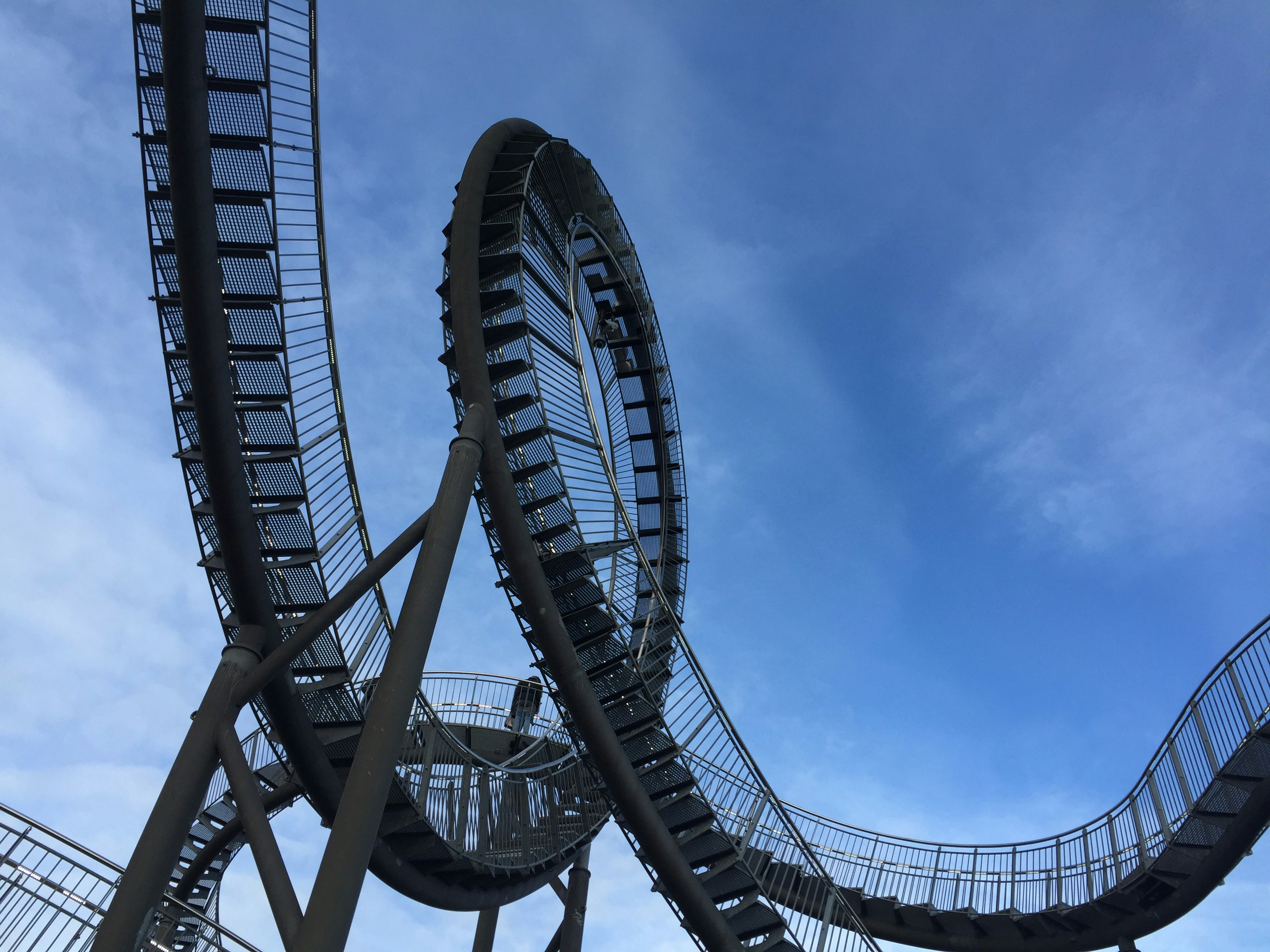 The Great Loop: A Circular Steel Ribbon Reaches for the Sky