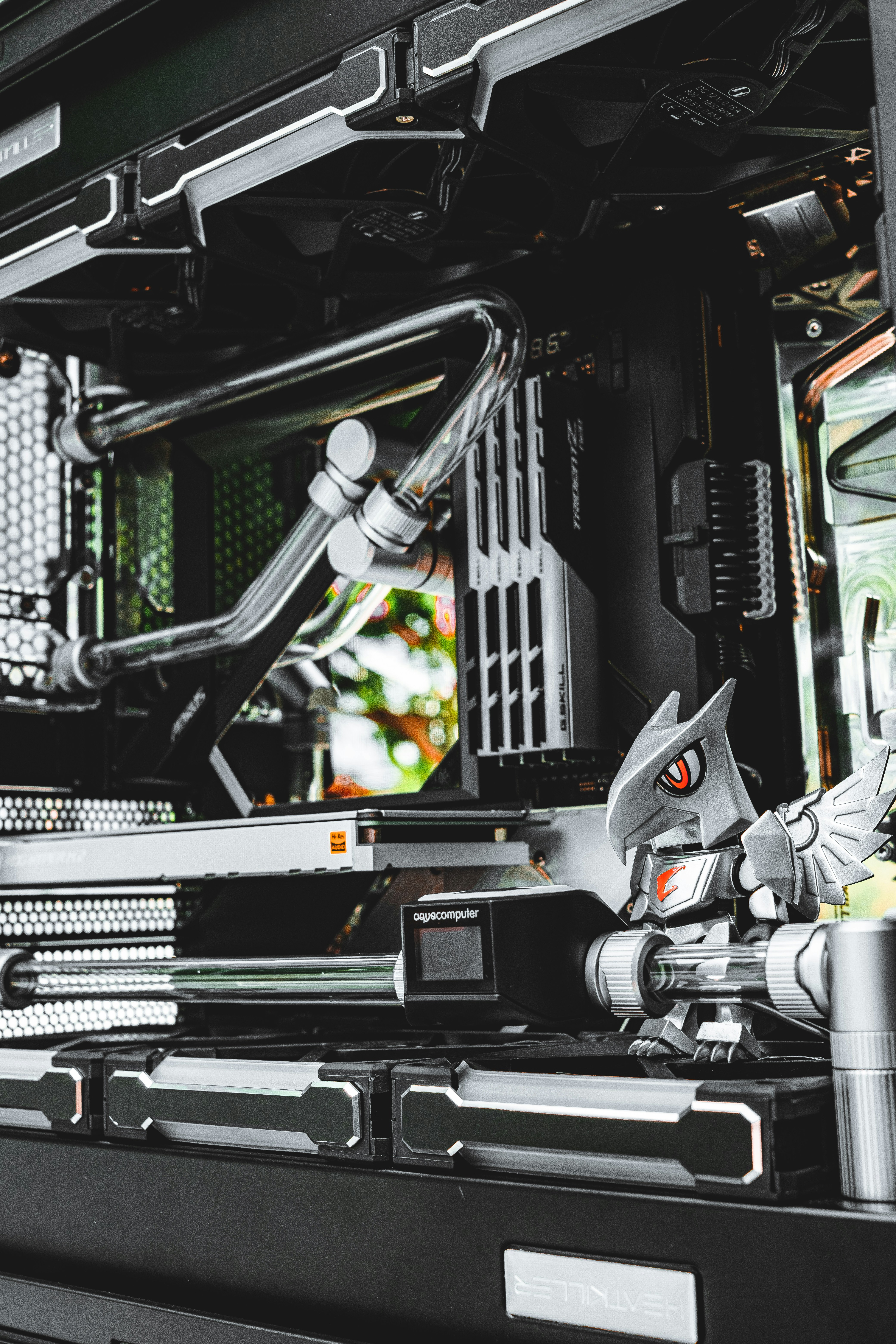 Mechanical Dragon Guards the Liquid-Cooled Throne