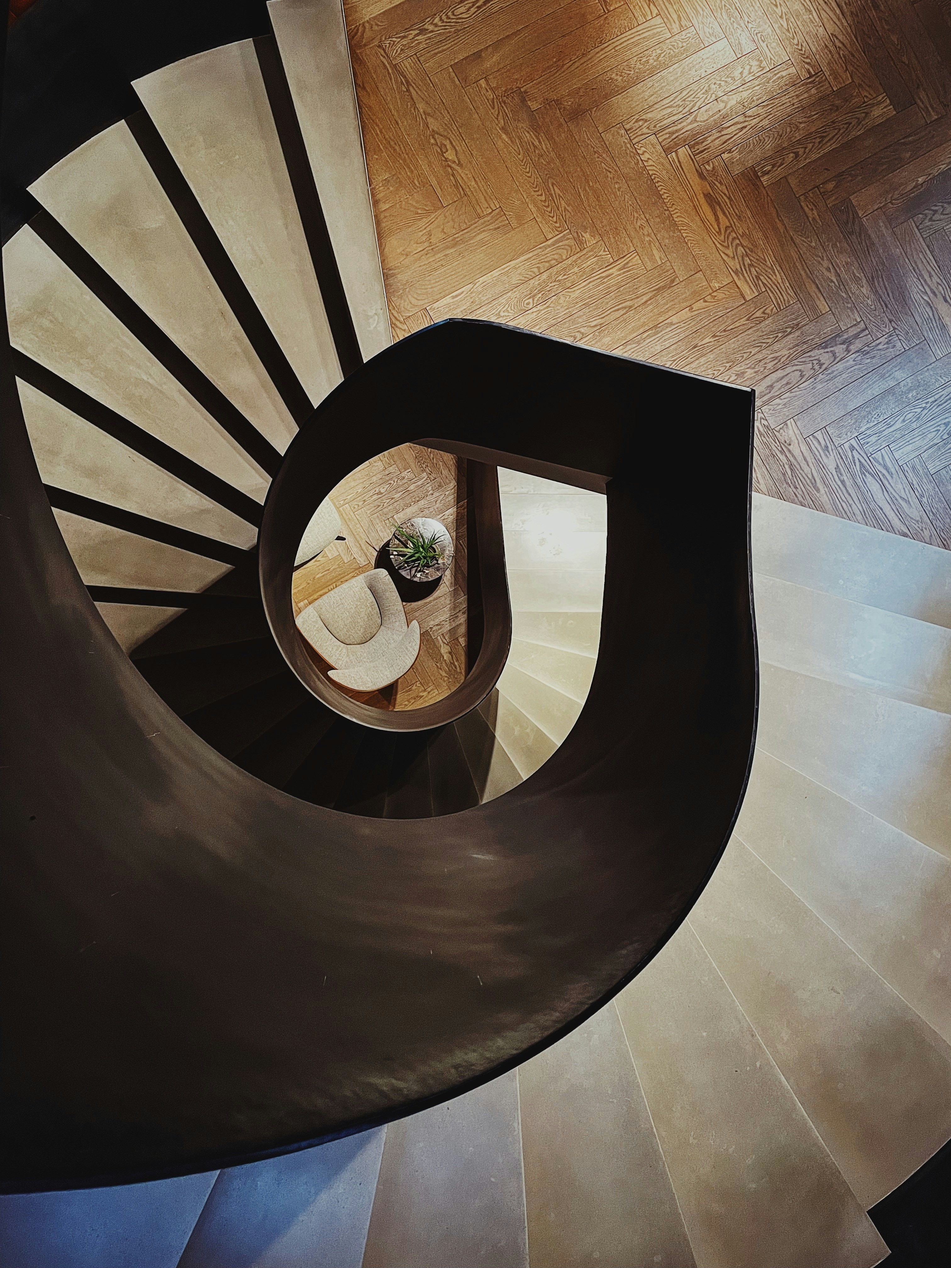 A view of a spiral staircase from above photo – Free Indonesia Image on ...