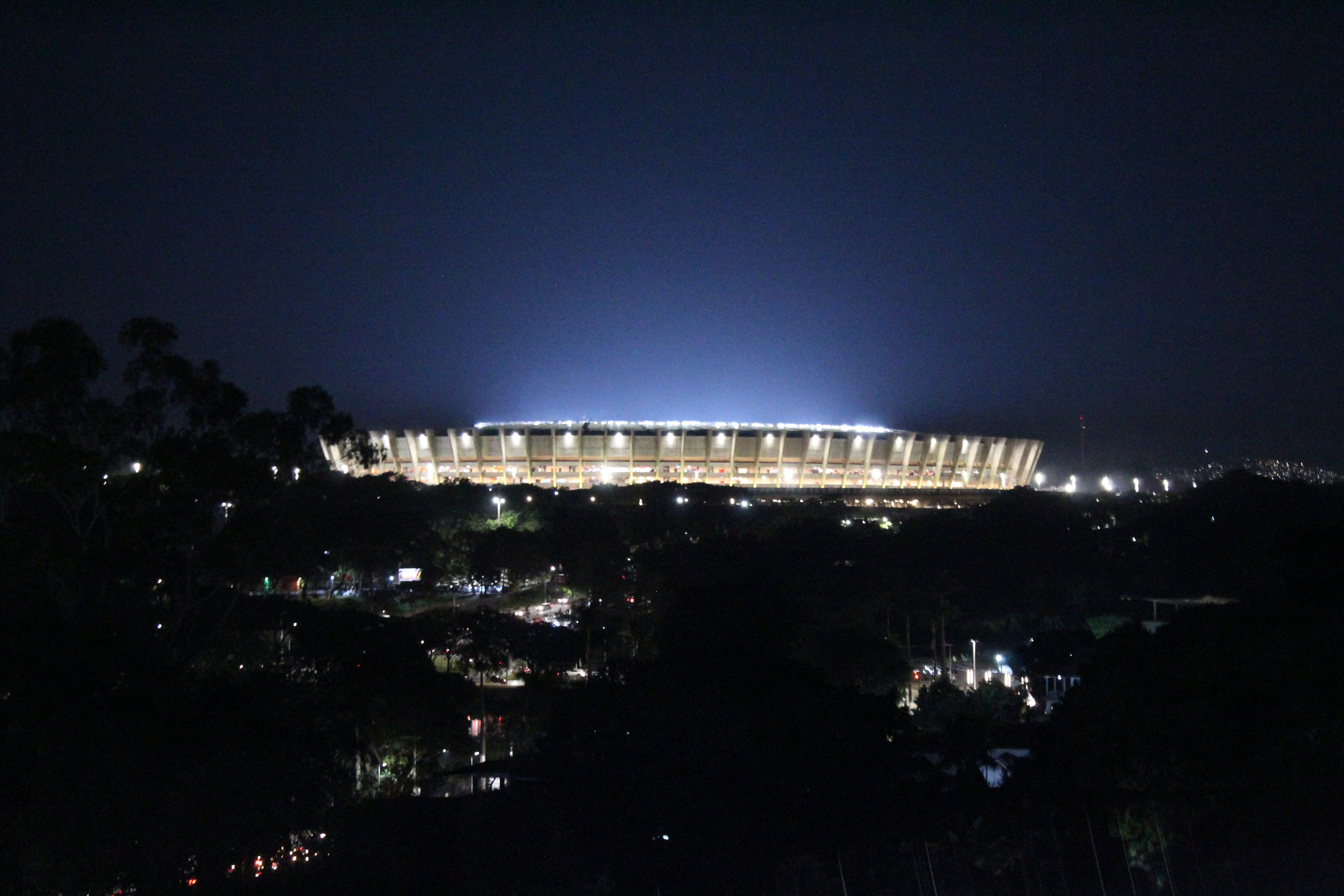 Estádio Mineirão foto tirada de uma dentro da roda gigante em BH.