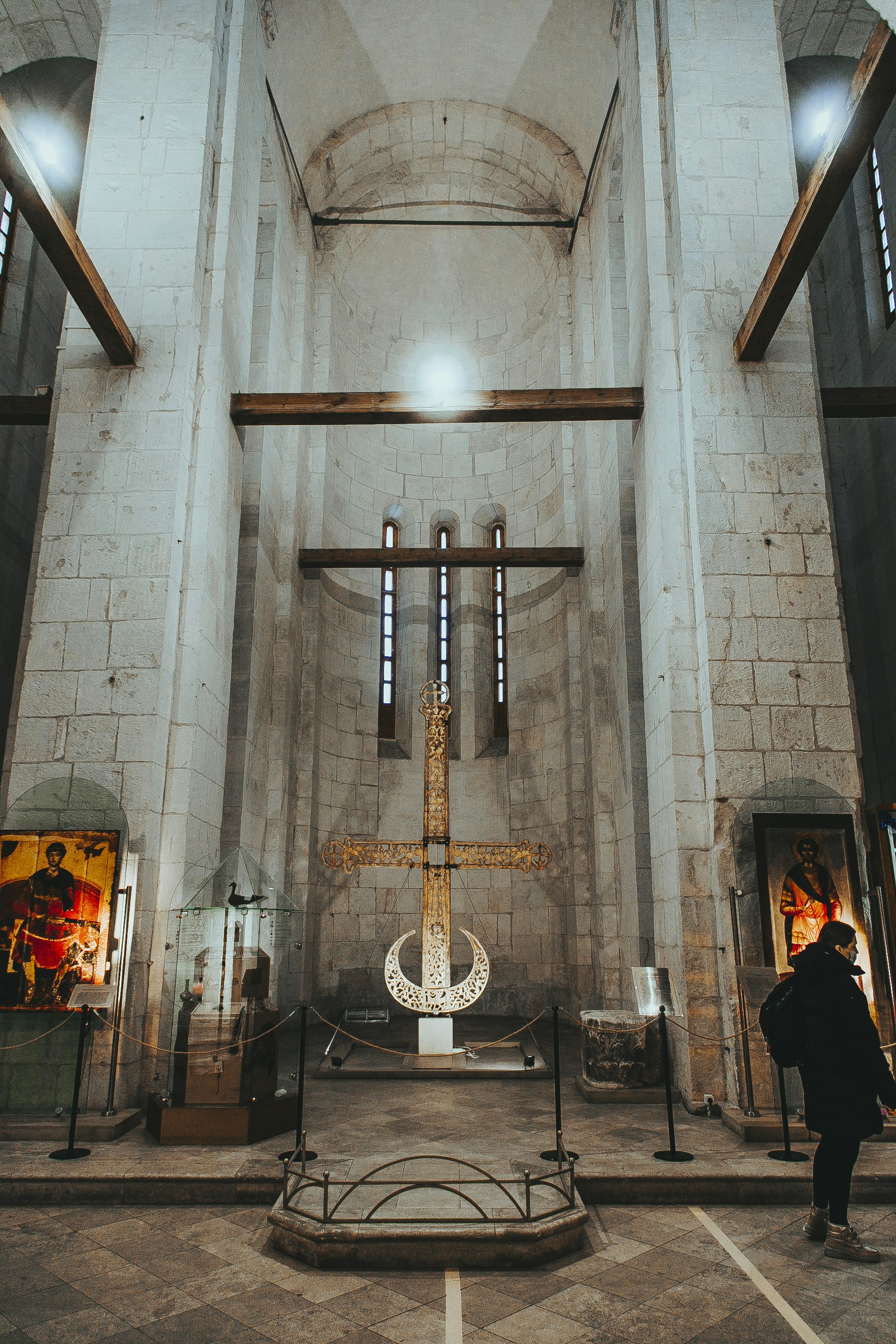Cruciform Centerpiece: Quiet Geometry in a Stone Cathedral