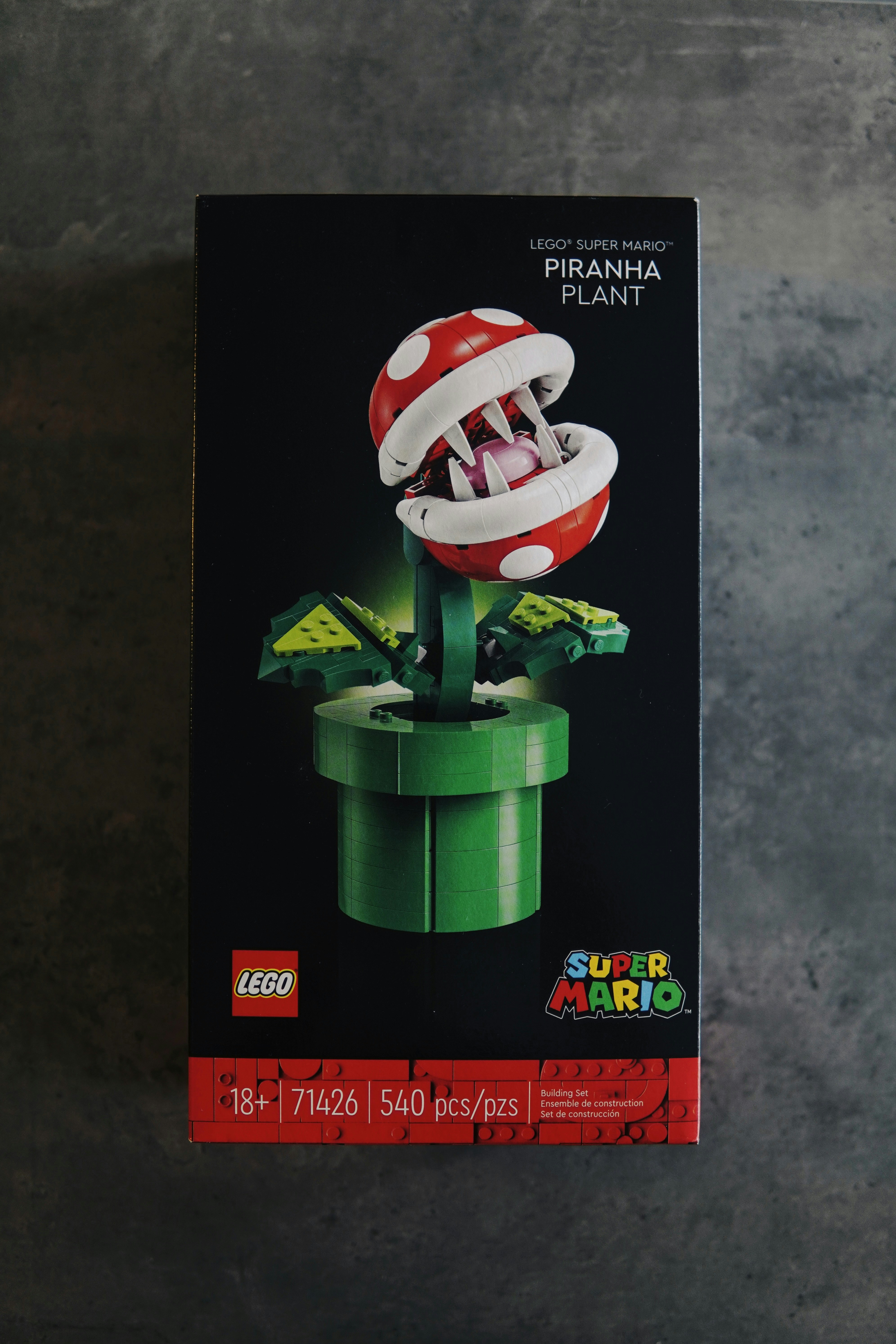 Foto Una caja de legos con un hongo encima – Imagen Vancouver gratis en ...