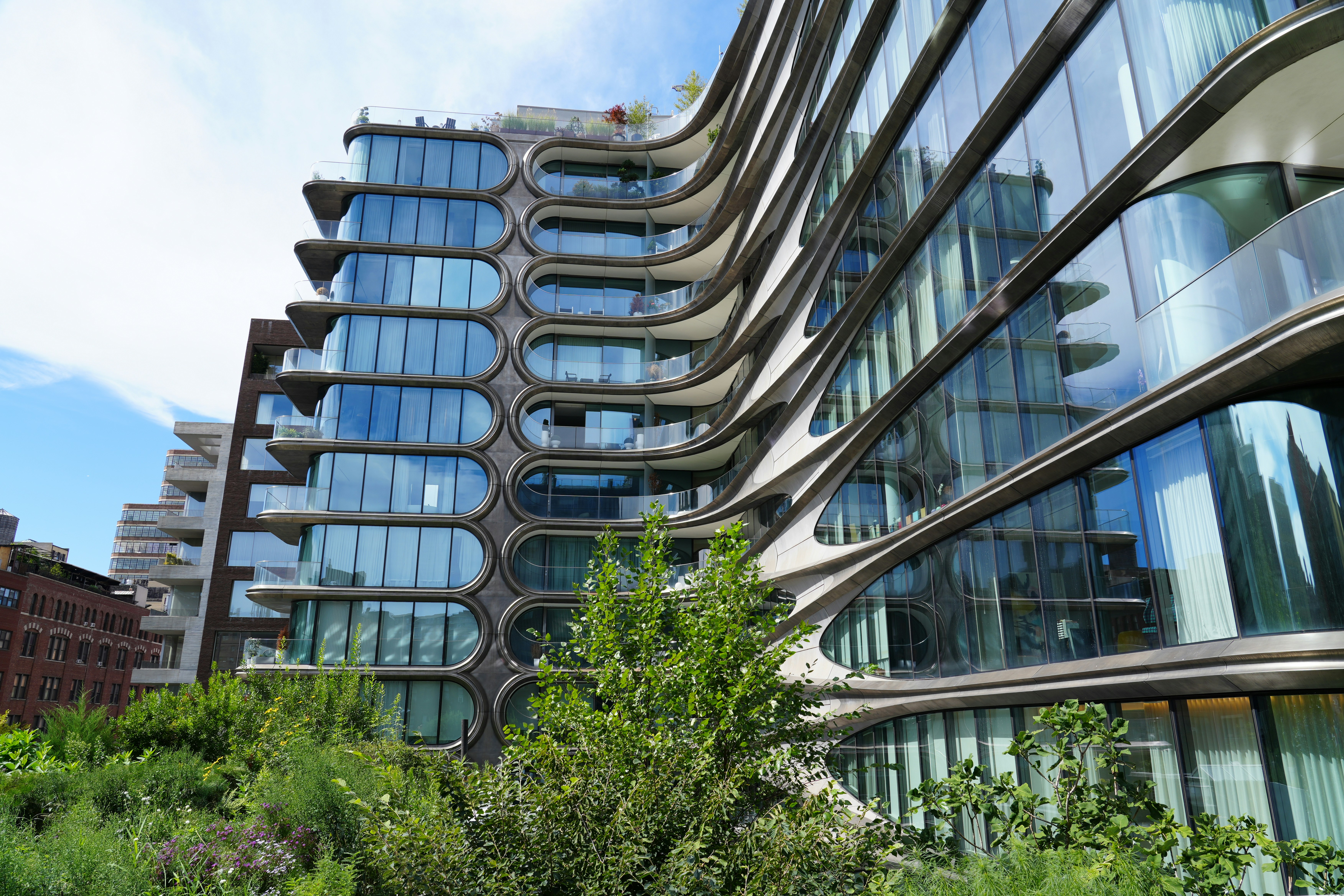 A very tall building with a lot of windows photo – Free Building Image ...