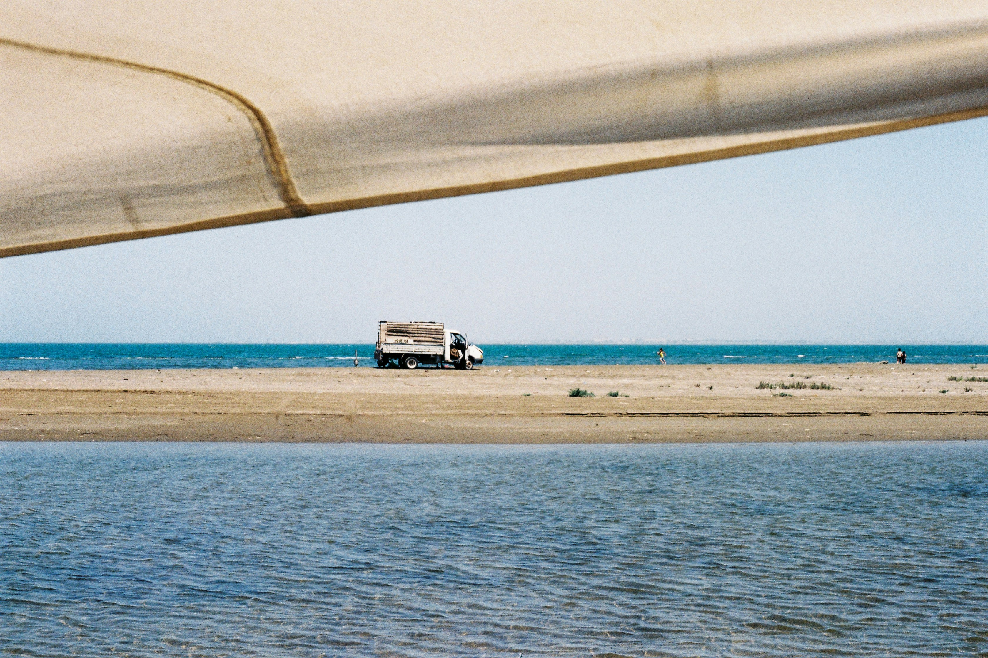 Sample photo from Yashica FX-3