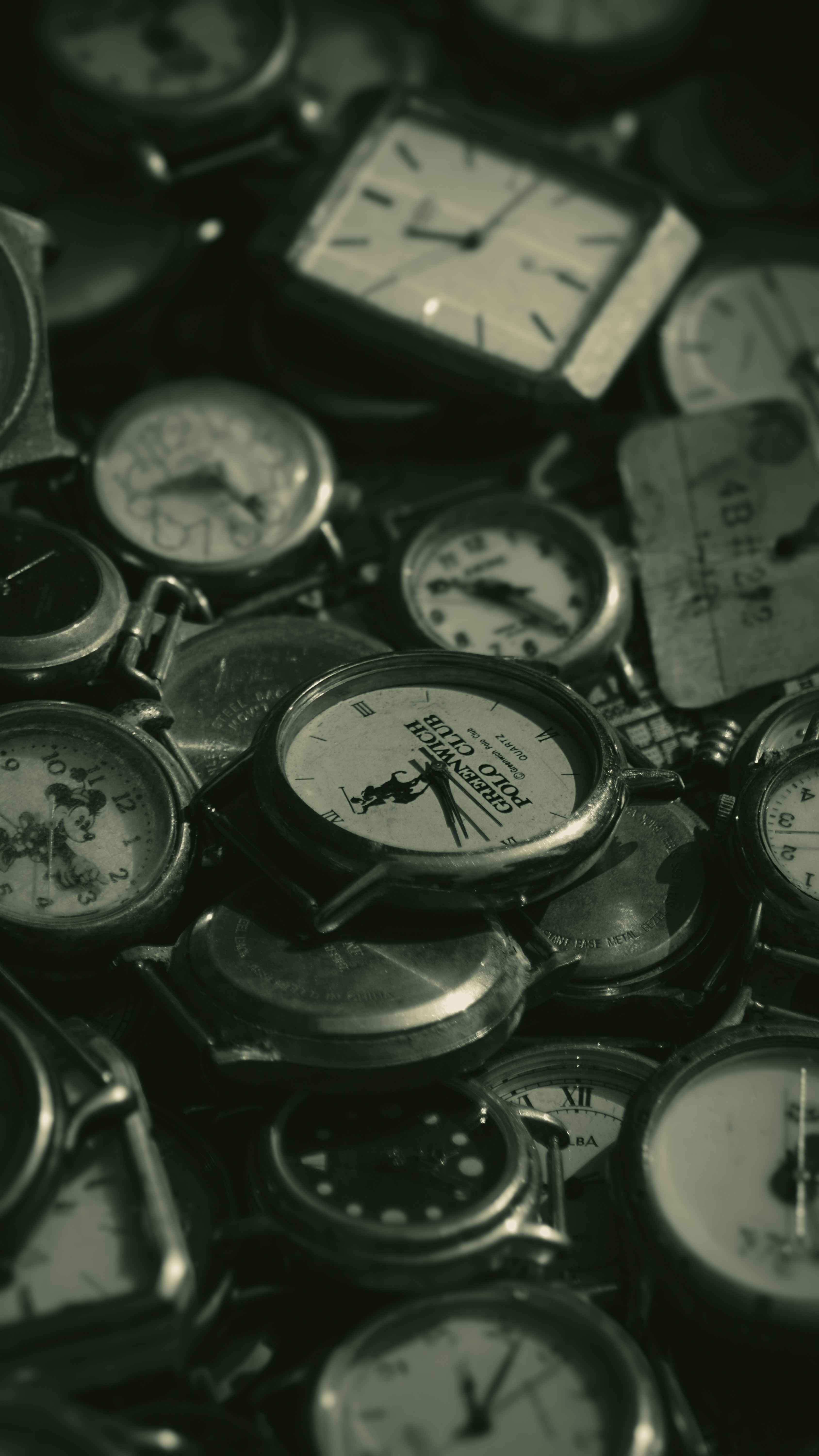 A pile of clocks sitting on top of each other photo – Free Osaka Image ...