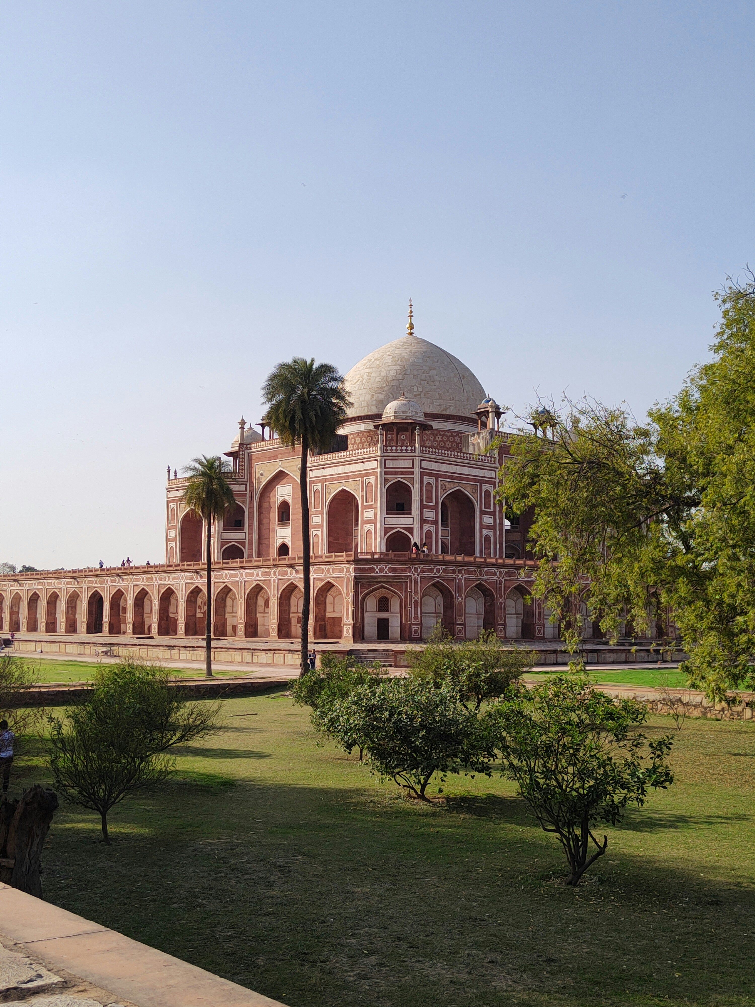 A large building with a dome on top of it photo – Free Humayun’s tomb ...